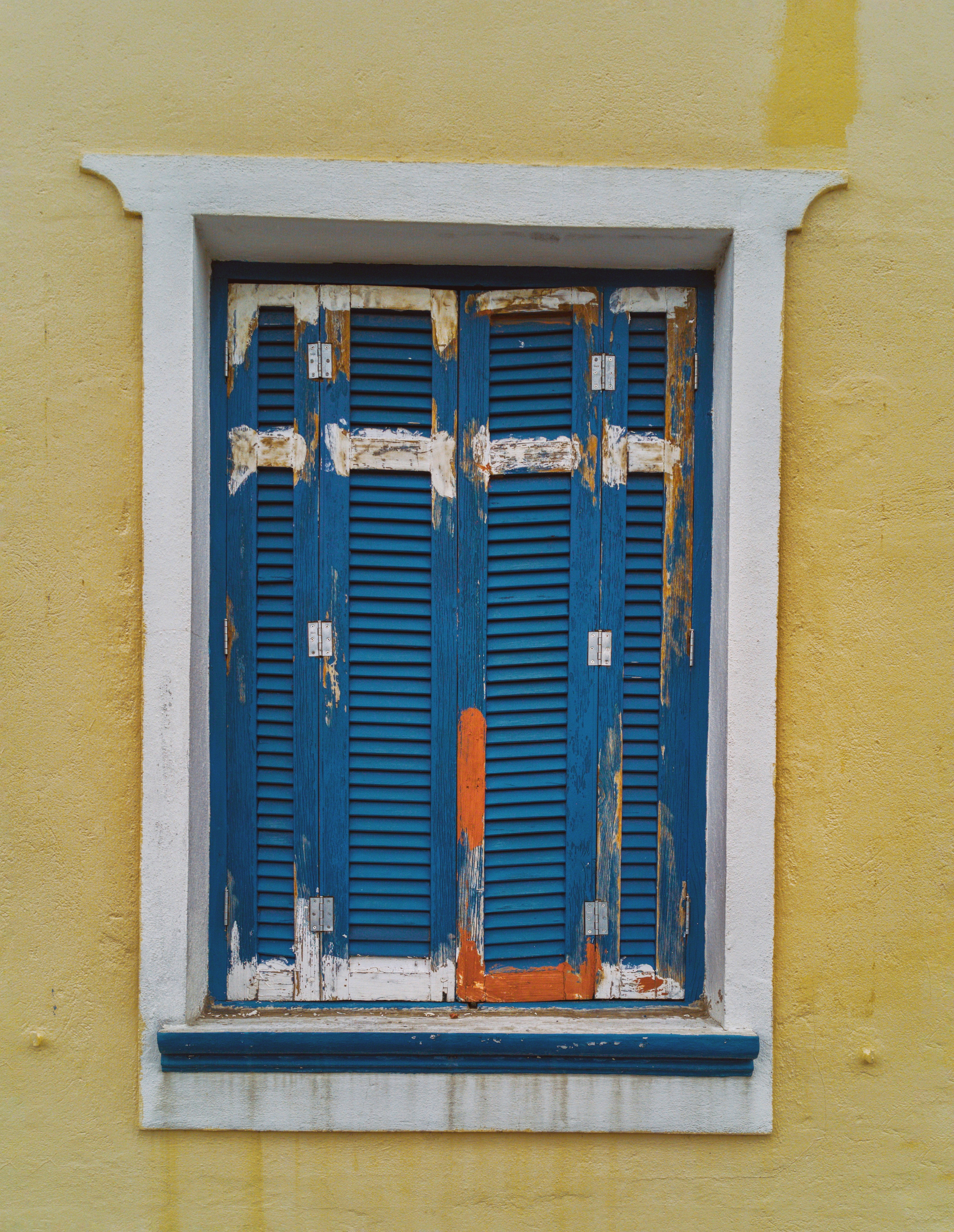 Blue window photo – Free Home decor Image on Unsplash