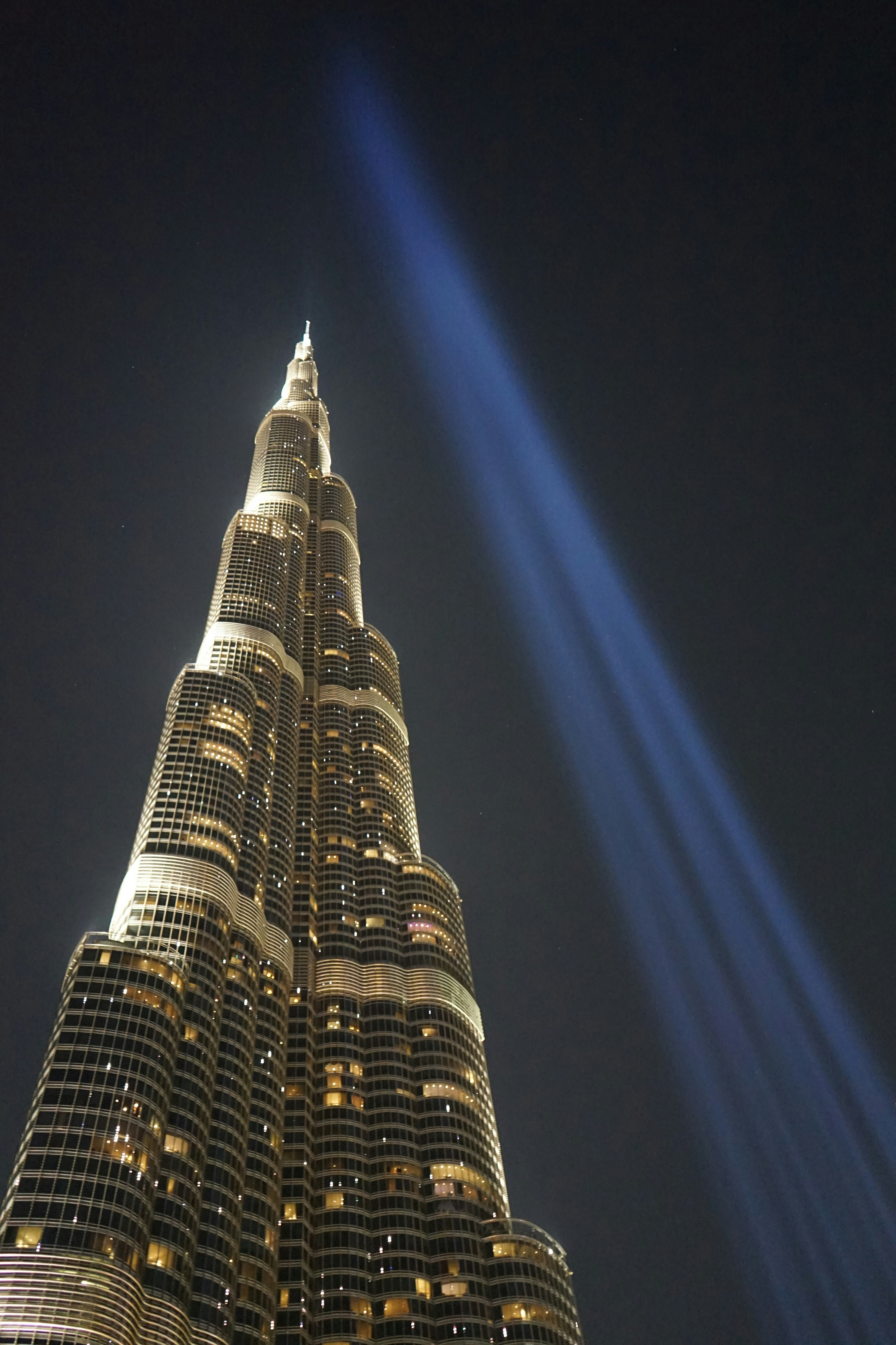 Burj Khalifa at nighttime photo – Free Grey Image on Unsplash