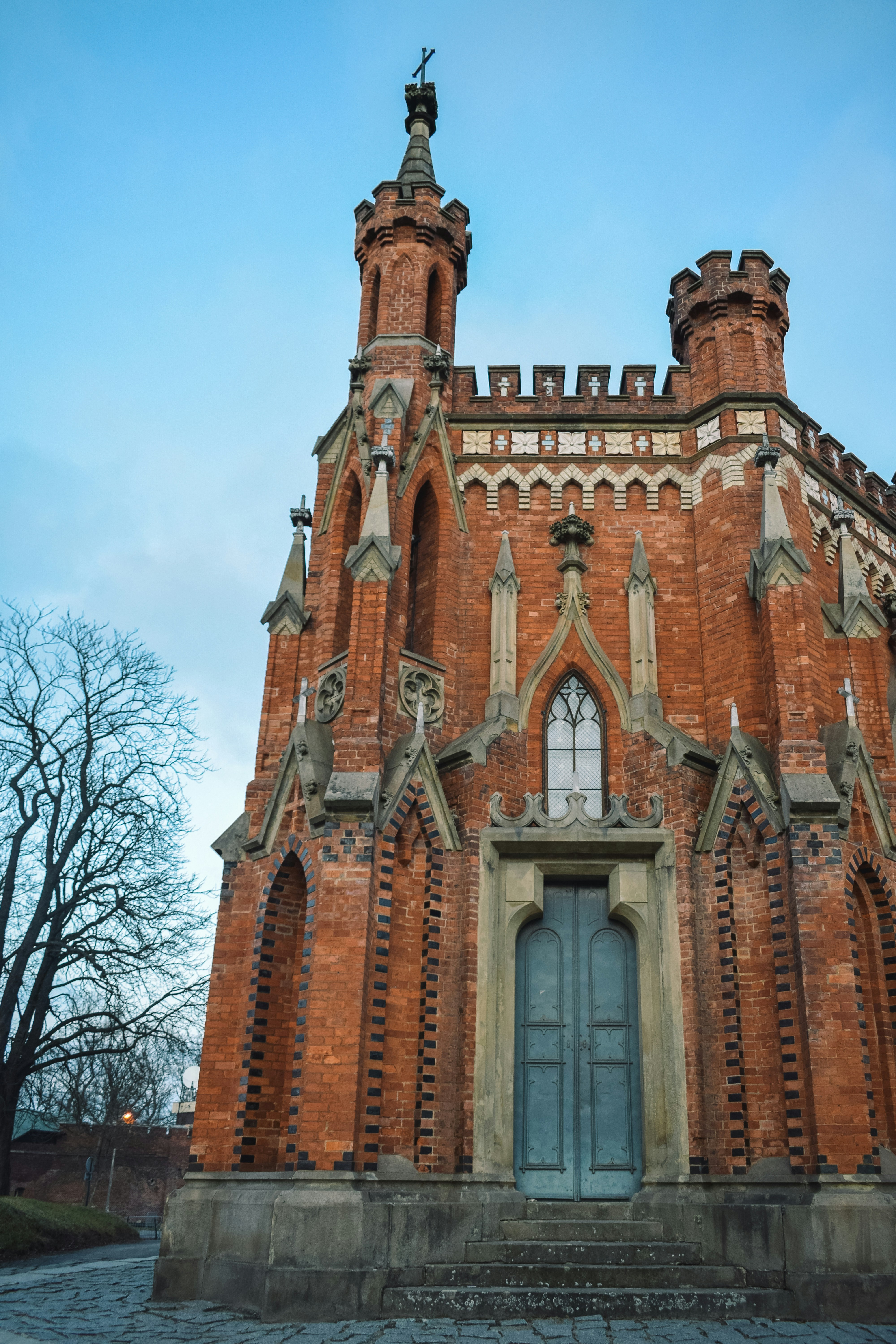 Castle Door Pictures | Download Free Images on Unsplash