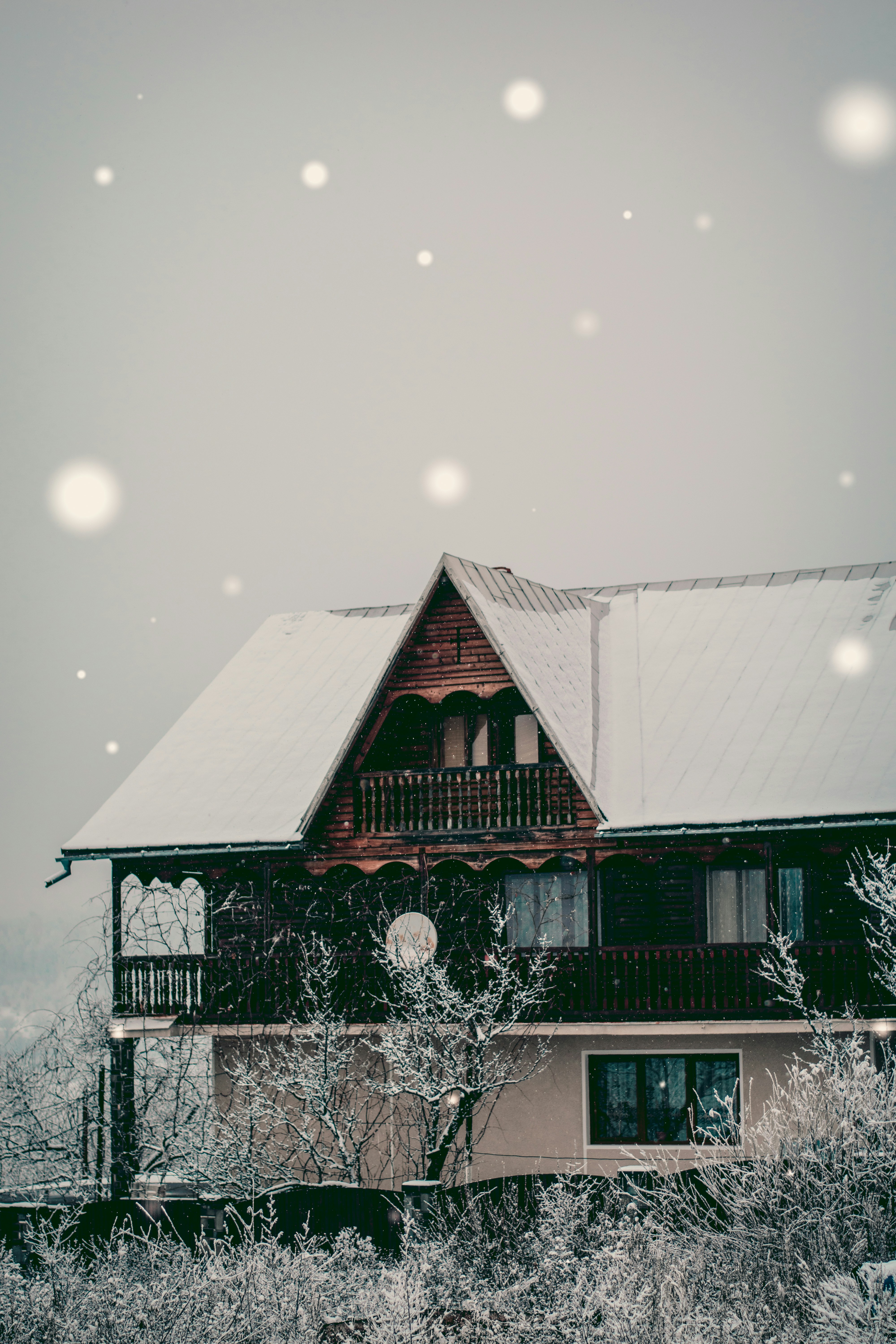 Shallow focus photo of brown 2-story house photo – Free Grey Image on ...