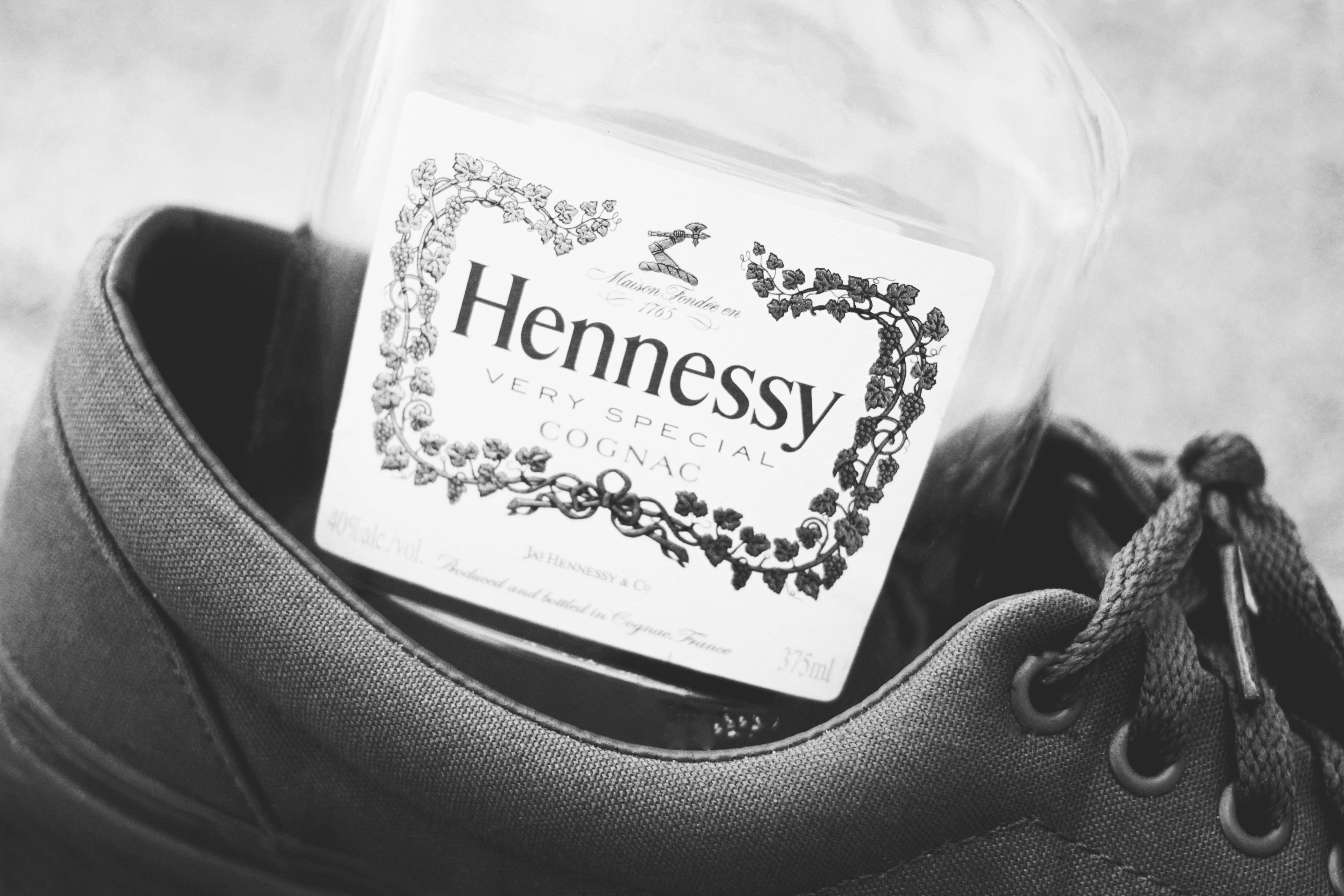 Hennessy Pictures | Download Free Images on Unsplash