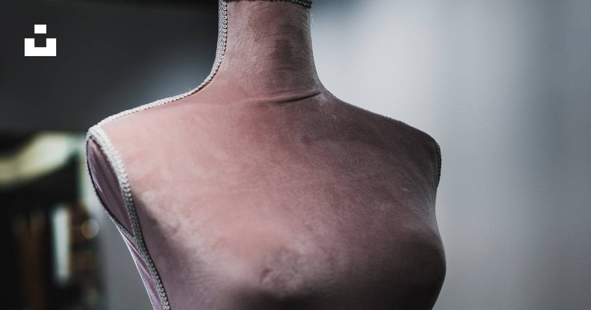 Foto Fotografía de enfoque superficial del maniquí corporal – Imagen ... Foto Fotografía de enfoque superficial del maniquí corporal – Imagen ...