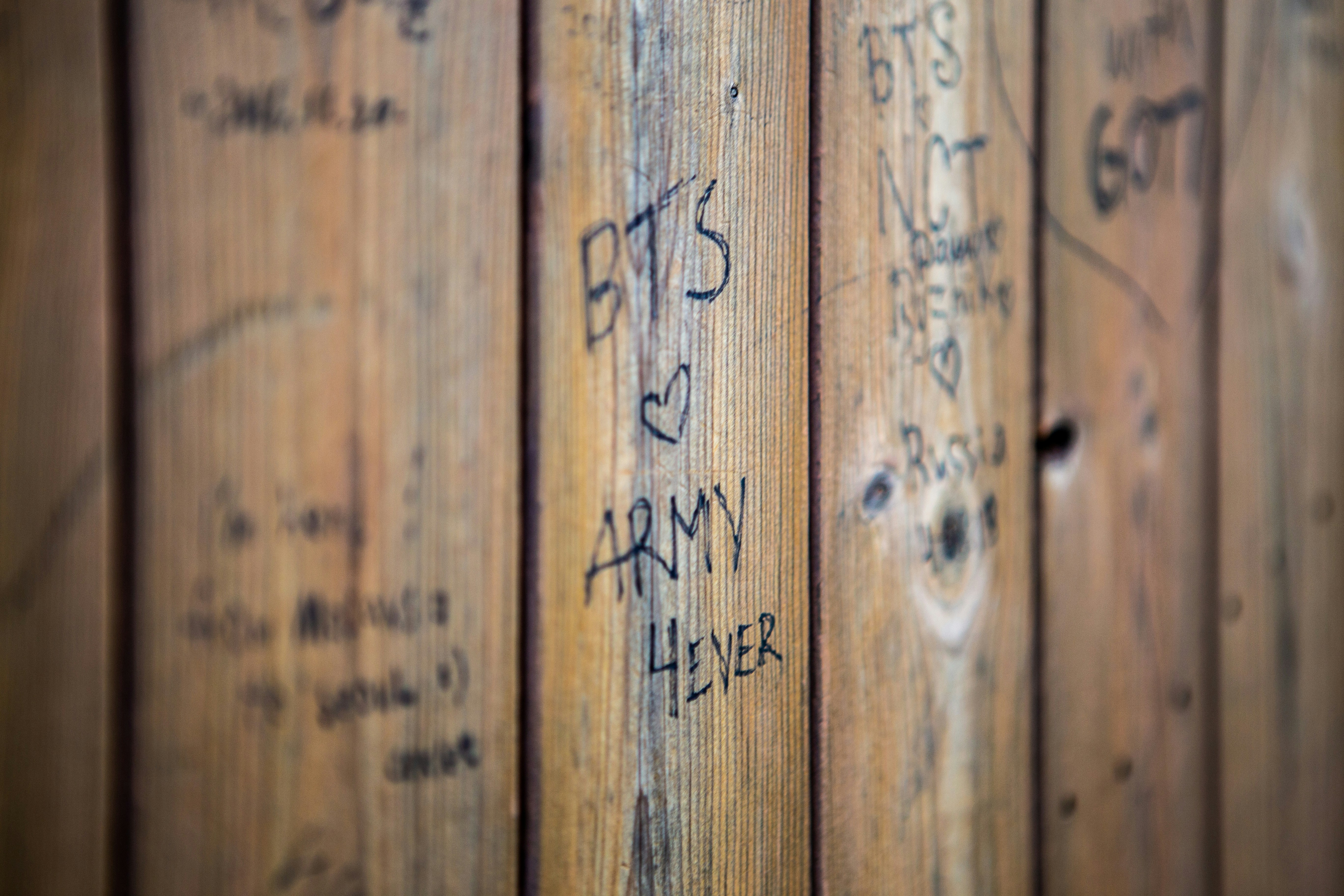 BTS, K-pop, graffiti  