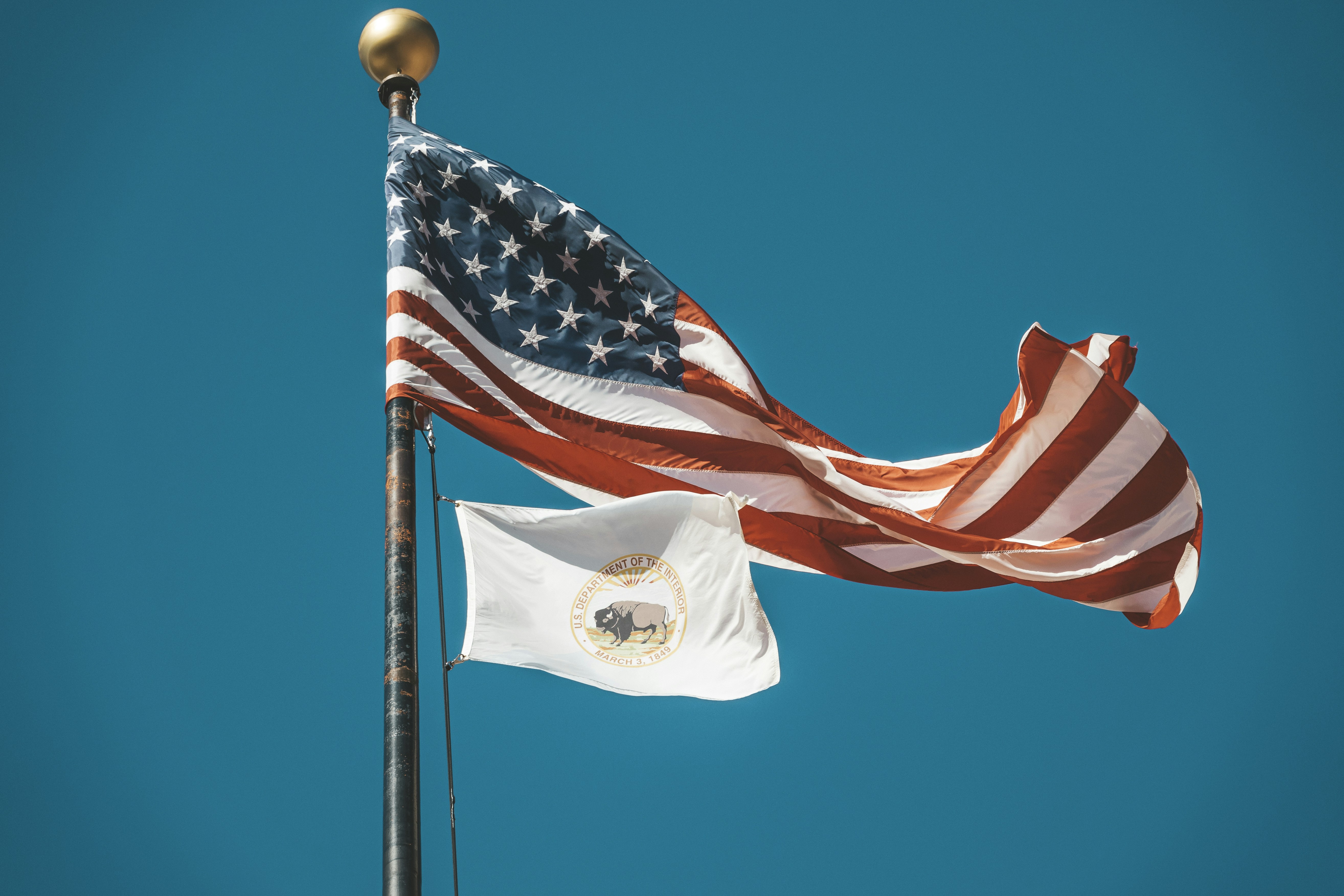 Waves of Unity at Hoover DamAndi Wieser