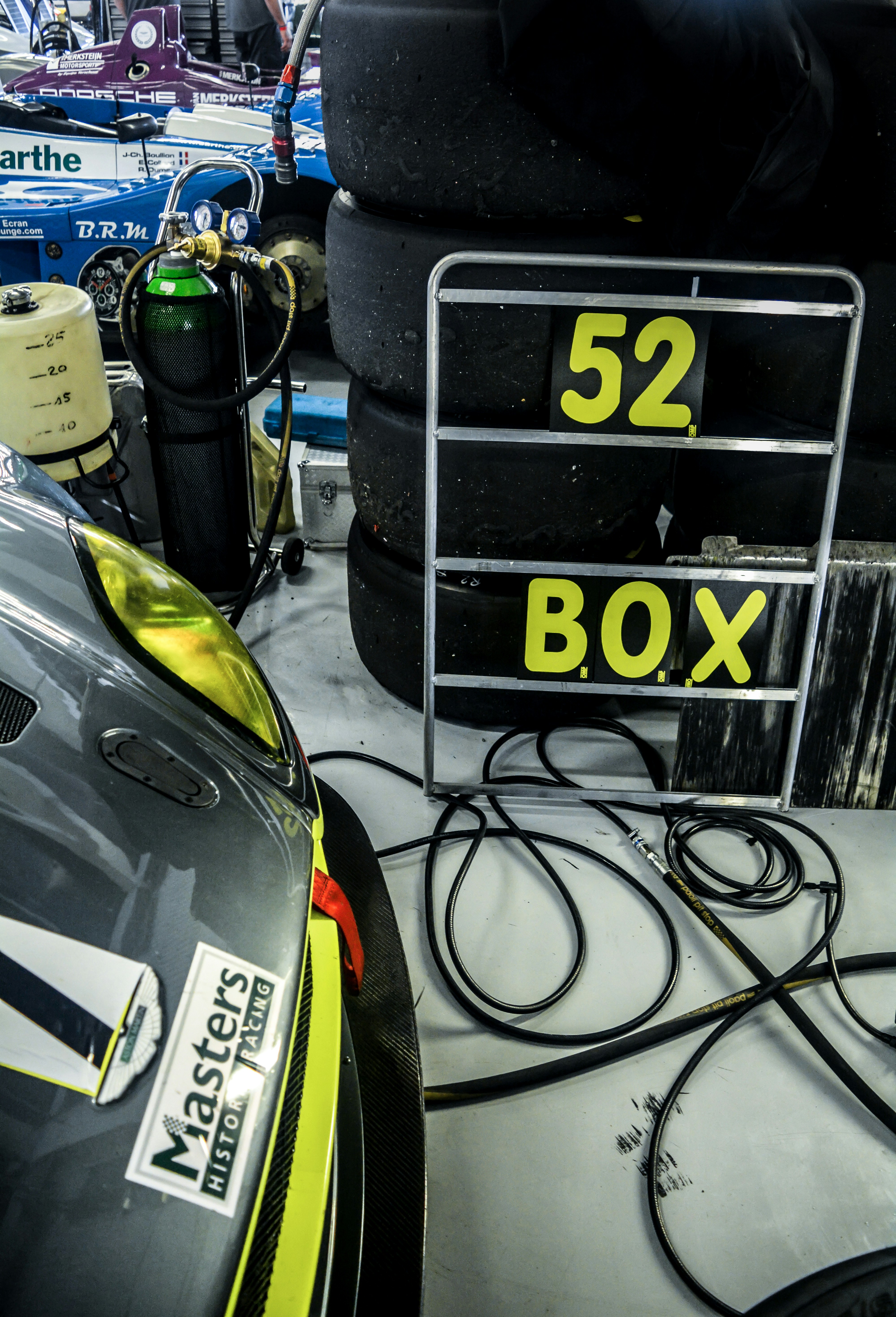 Black and yellow UNK car photo – Free Uk Image on Unsplash