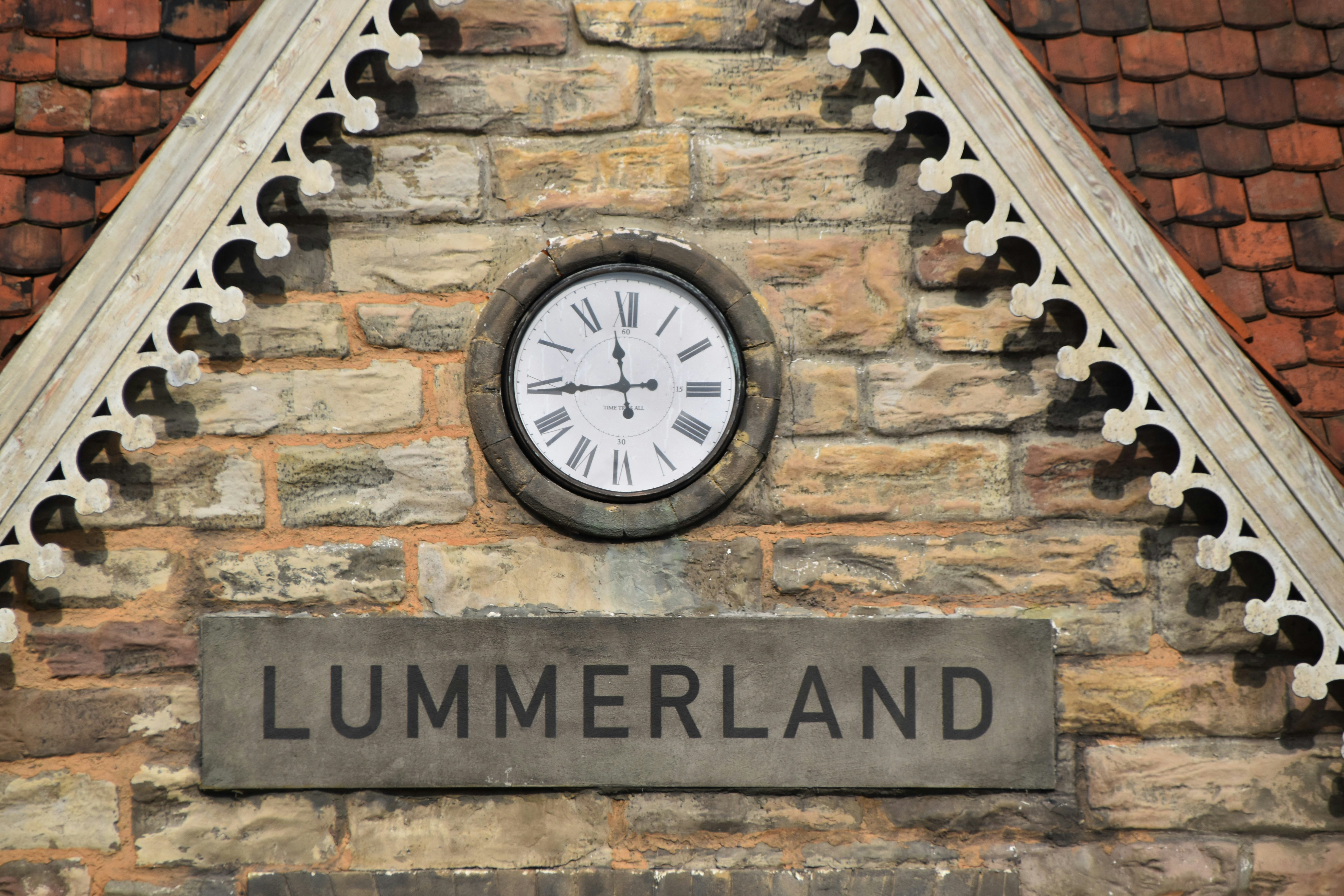 Black and white round analog wall clock photo – Free Background Image ...