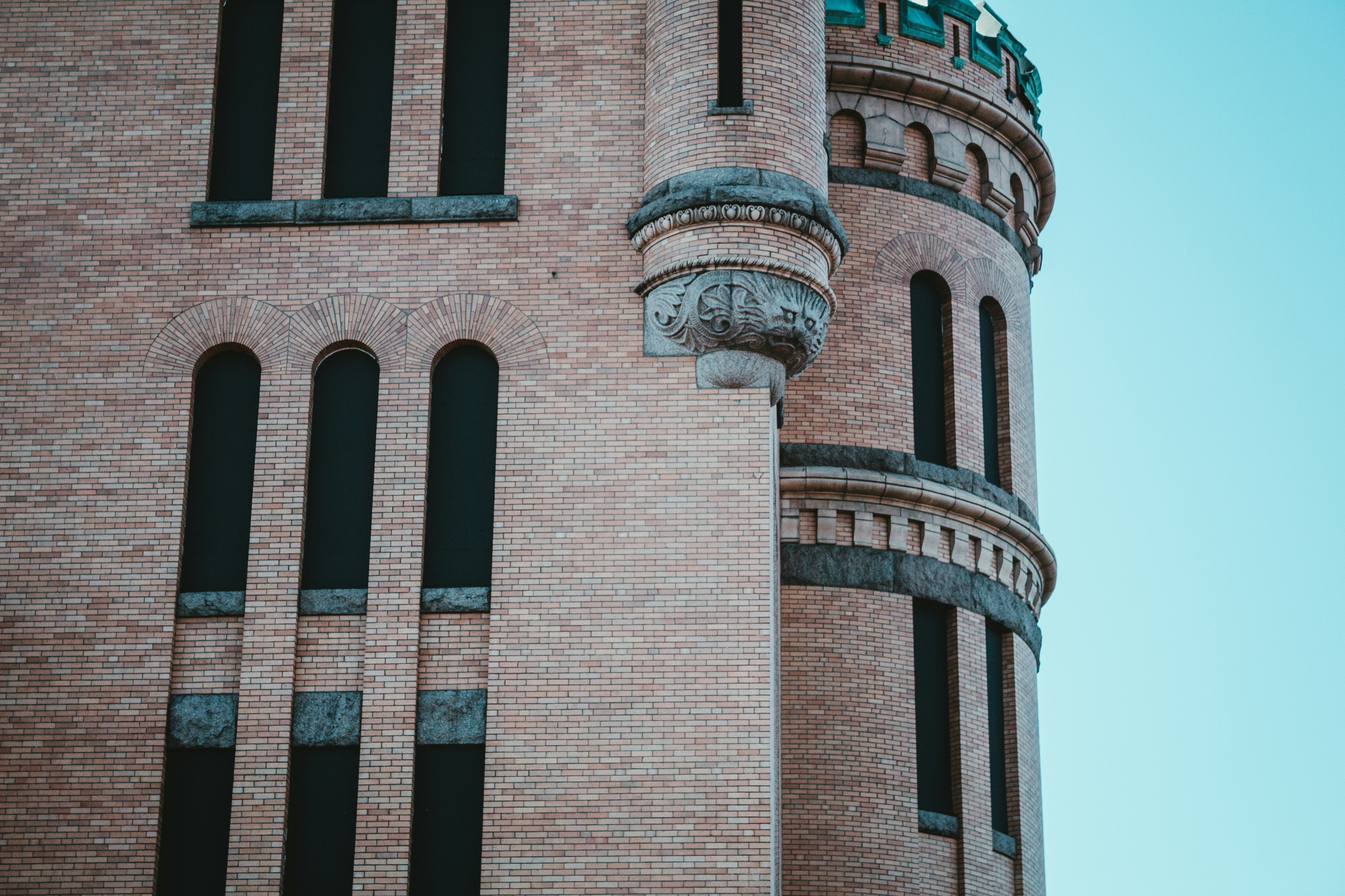 Armory Pictures | Download Free Images on Unsplash
