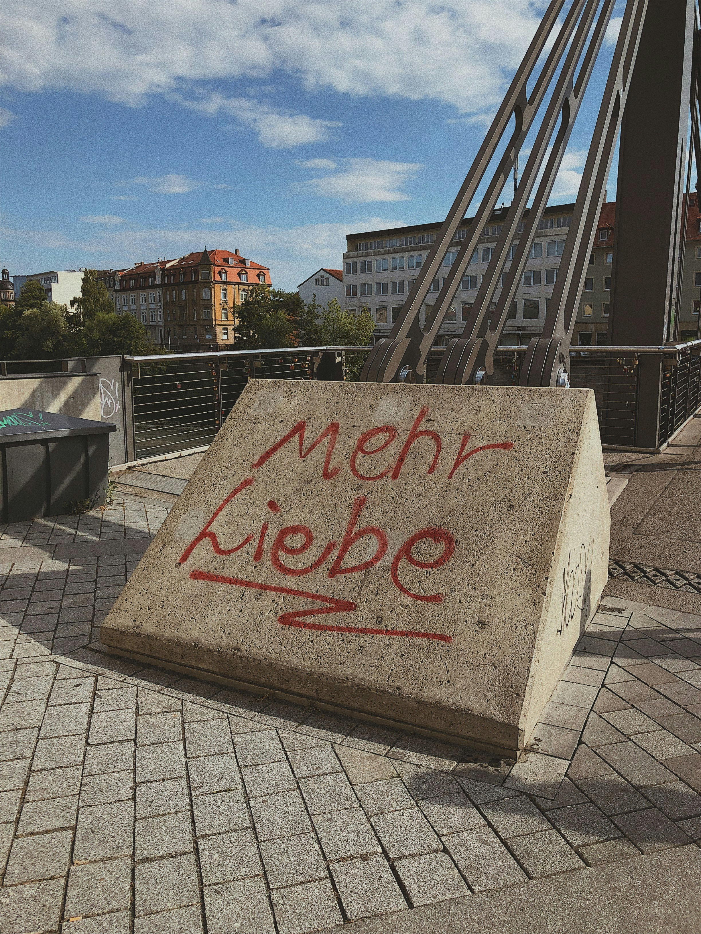 Gray and red love me printed concrete signage photo – Free Germany ...