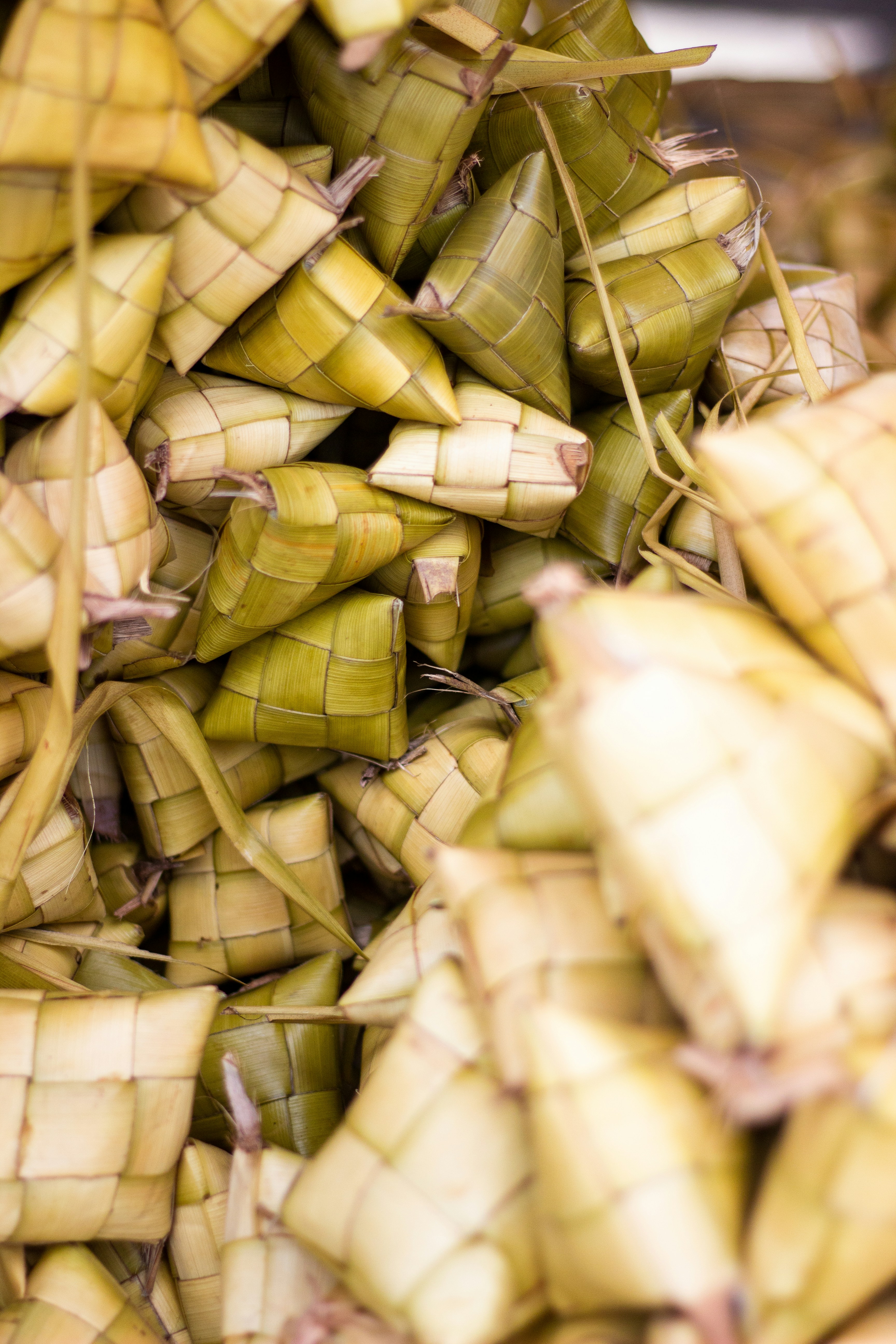 Brown and green woven textile photo – Free Cebu Image on Unsplash