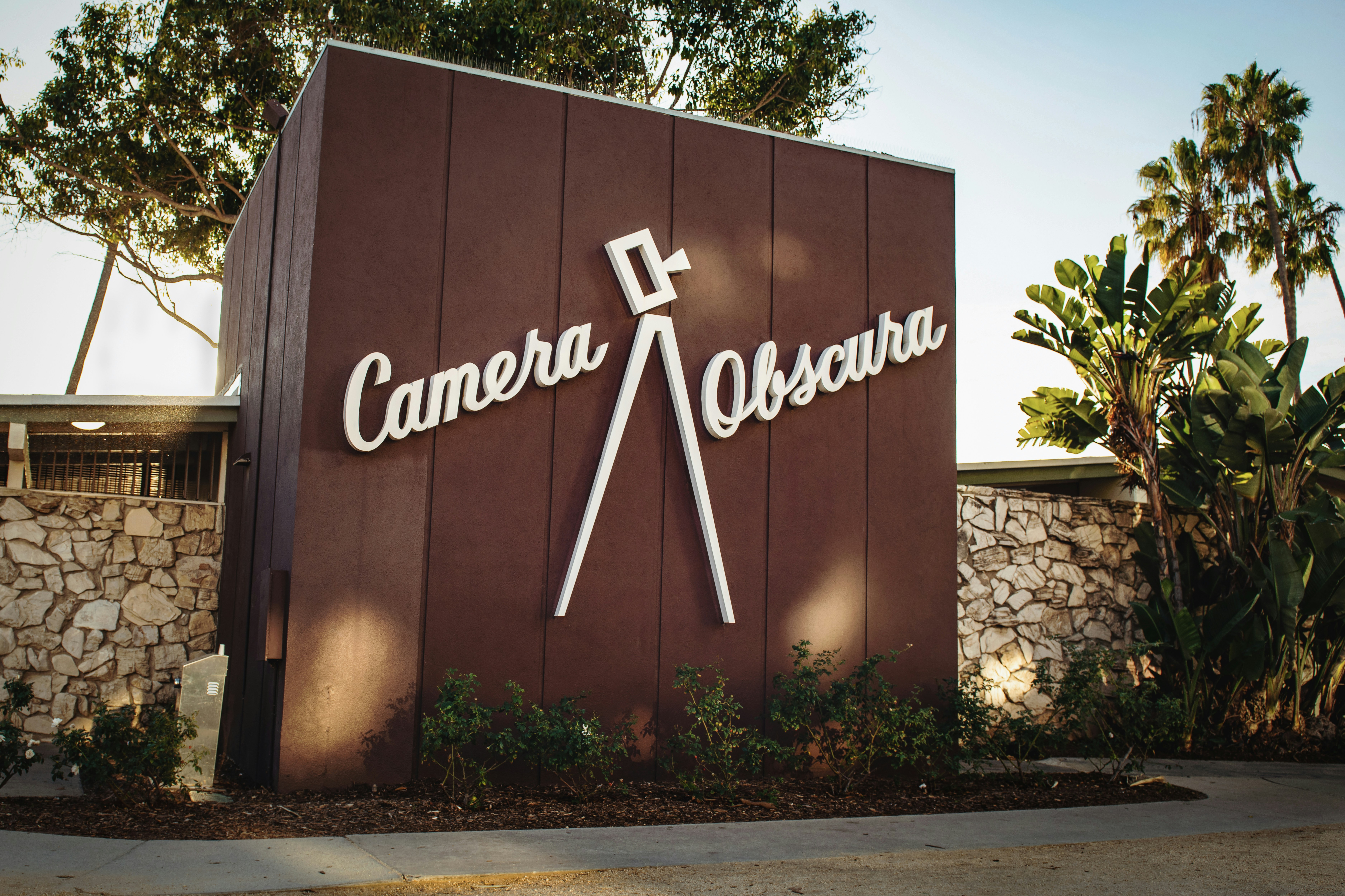 UNKs UNK UNK building photo – Free Santa monica Image on Unsplash