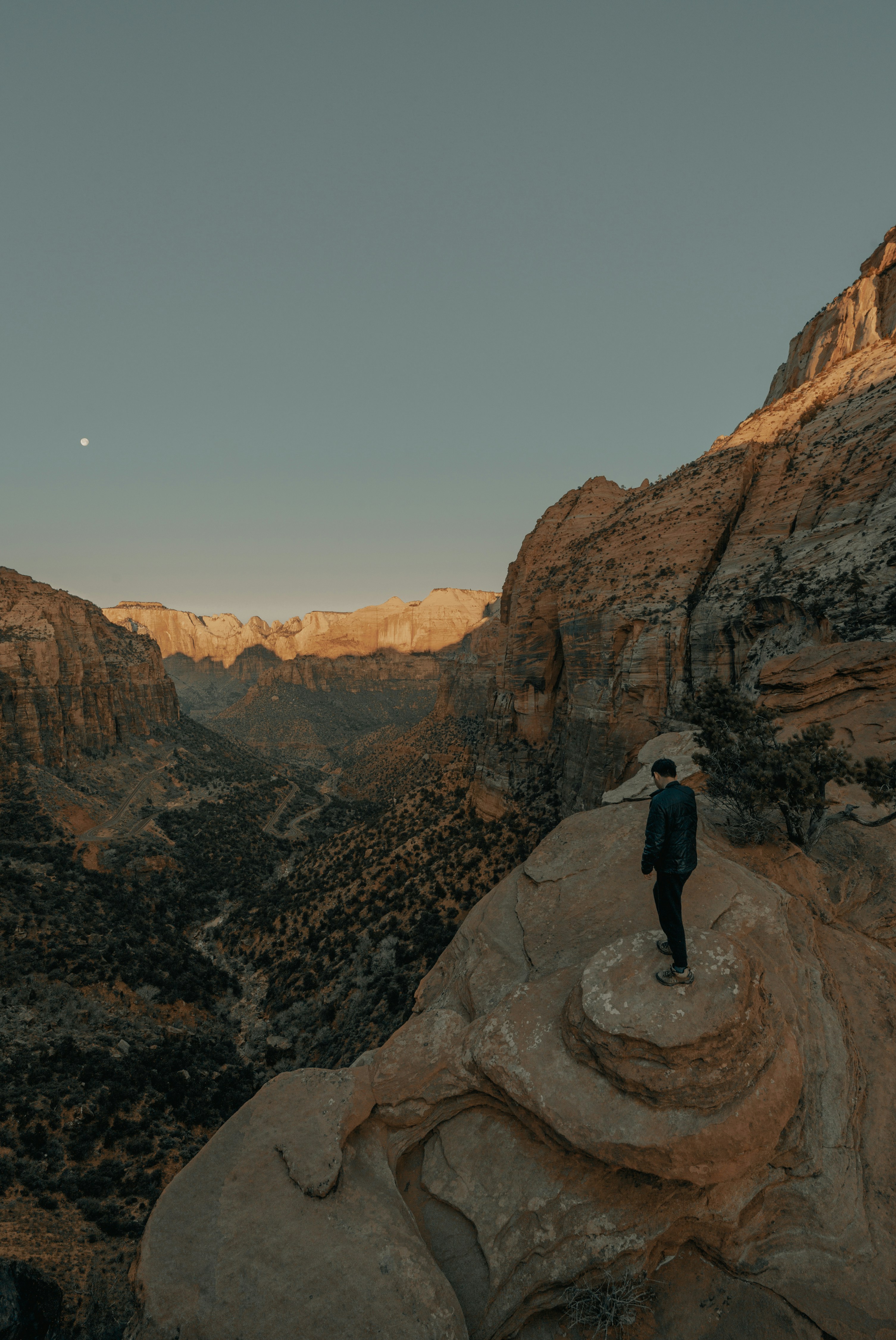 Edgewalker on Sunset Rim