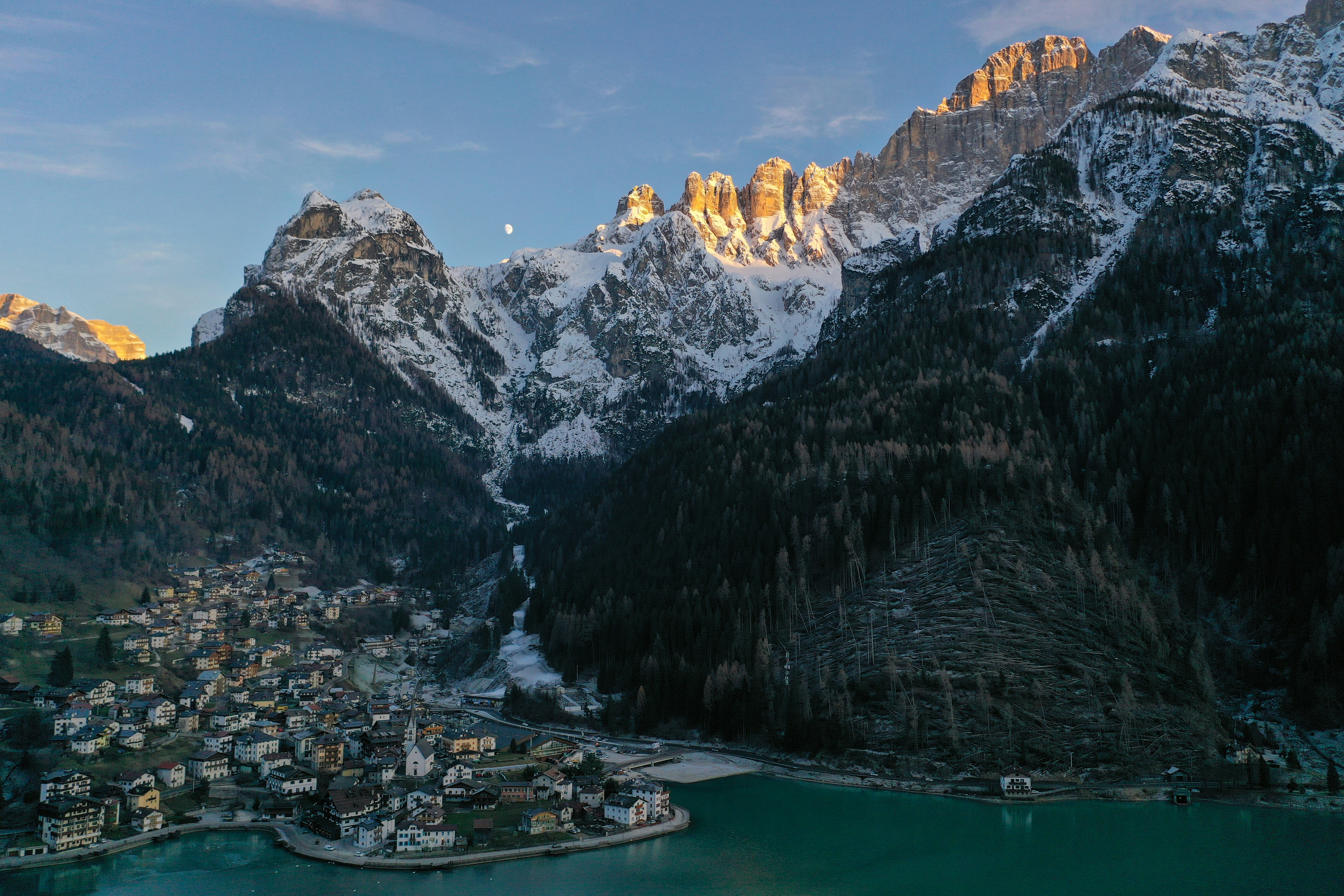 Riccardo Trimeloni (@trime) | Unsplash Photo Community