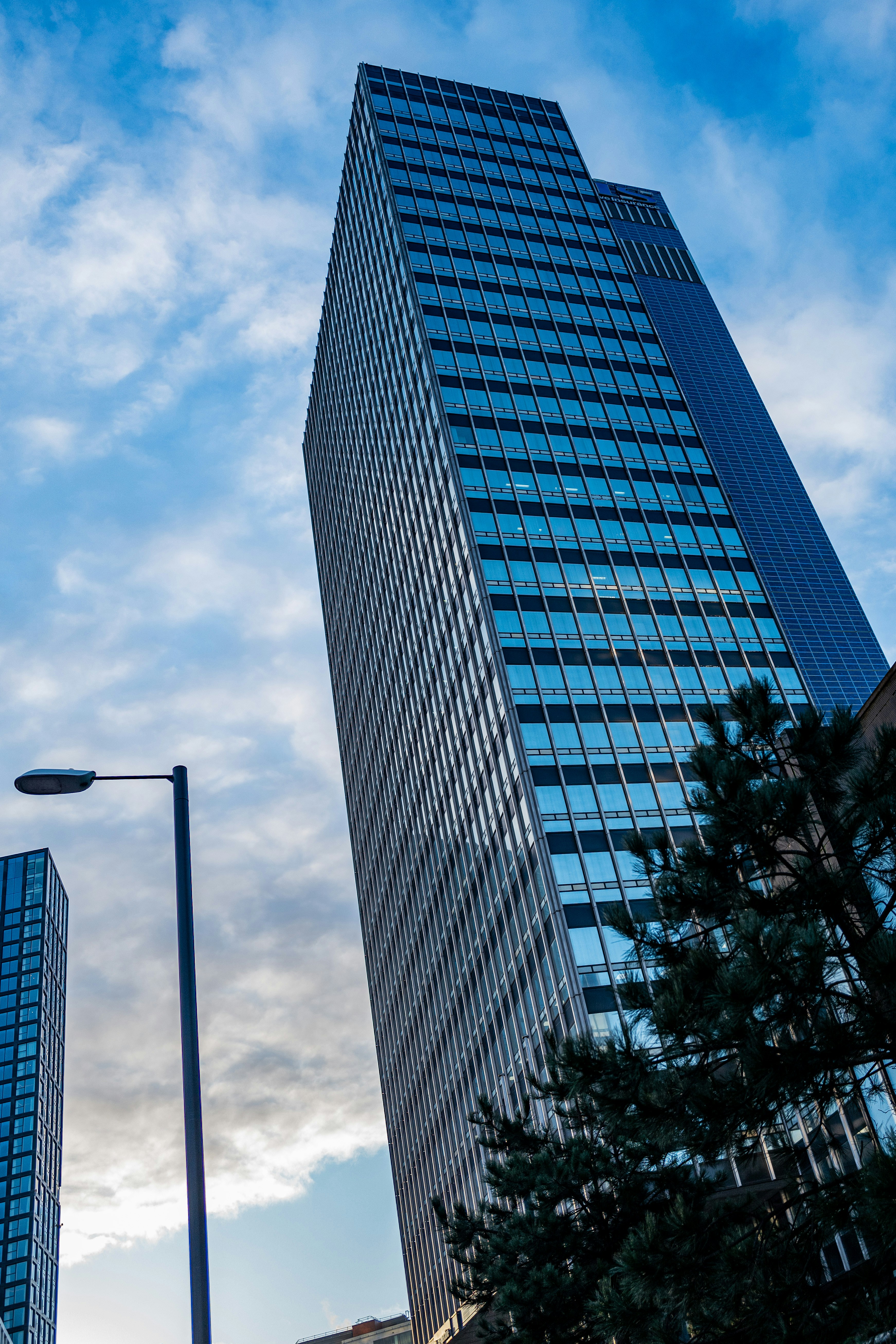 Tall Buildings Pictures | Download Free Images on Unsplash