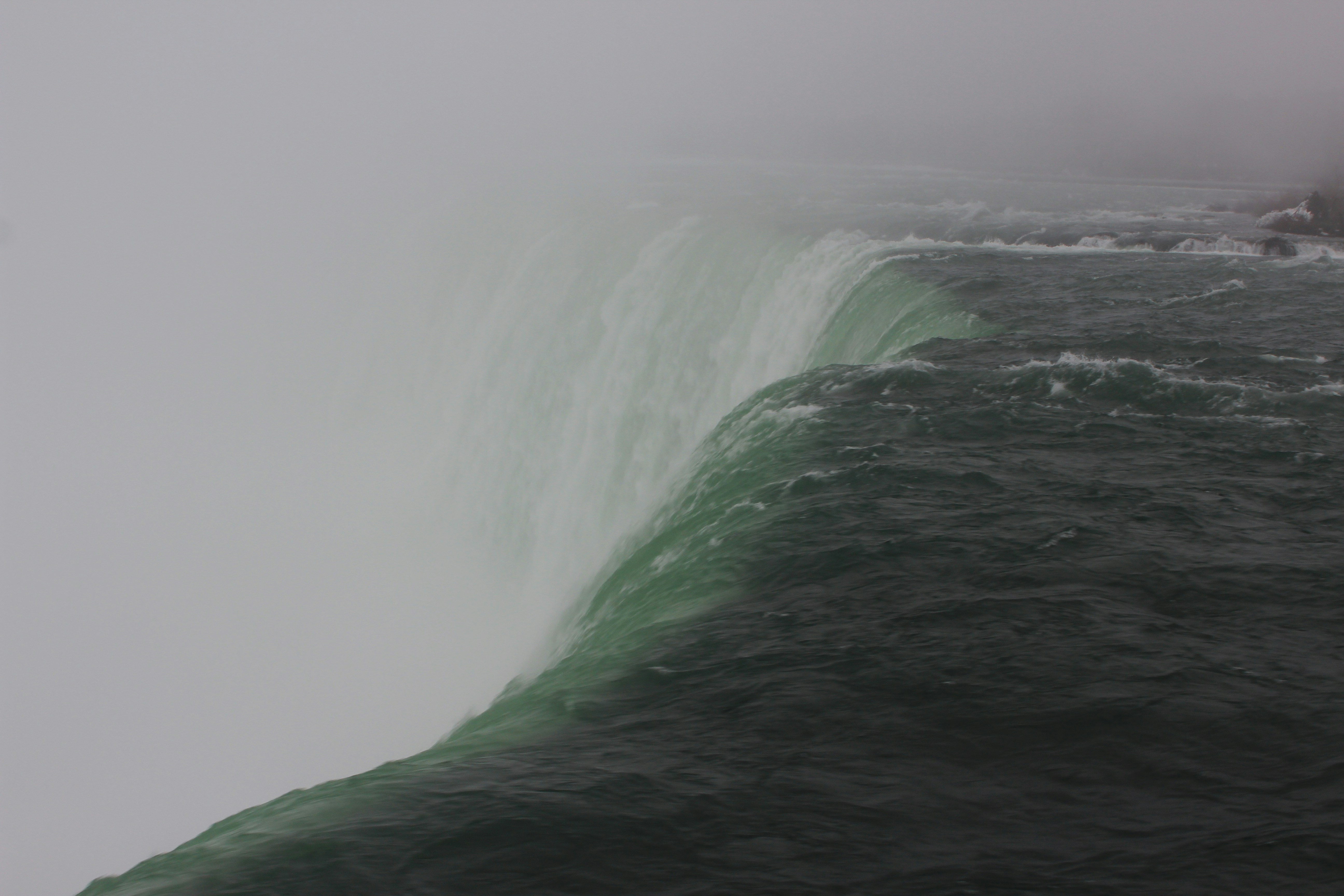 Emerald Crescent at the Edge: Curtain of Mist