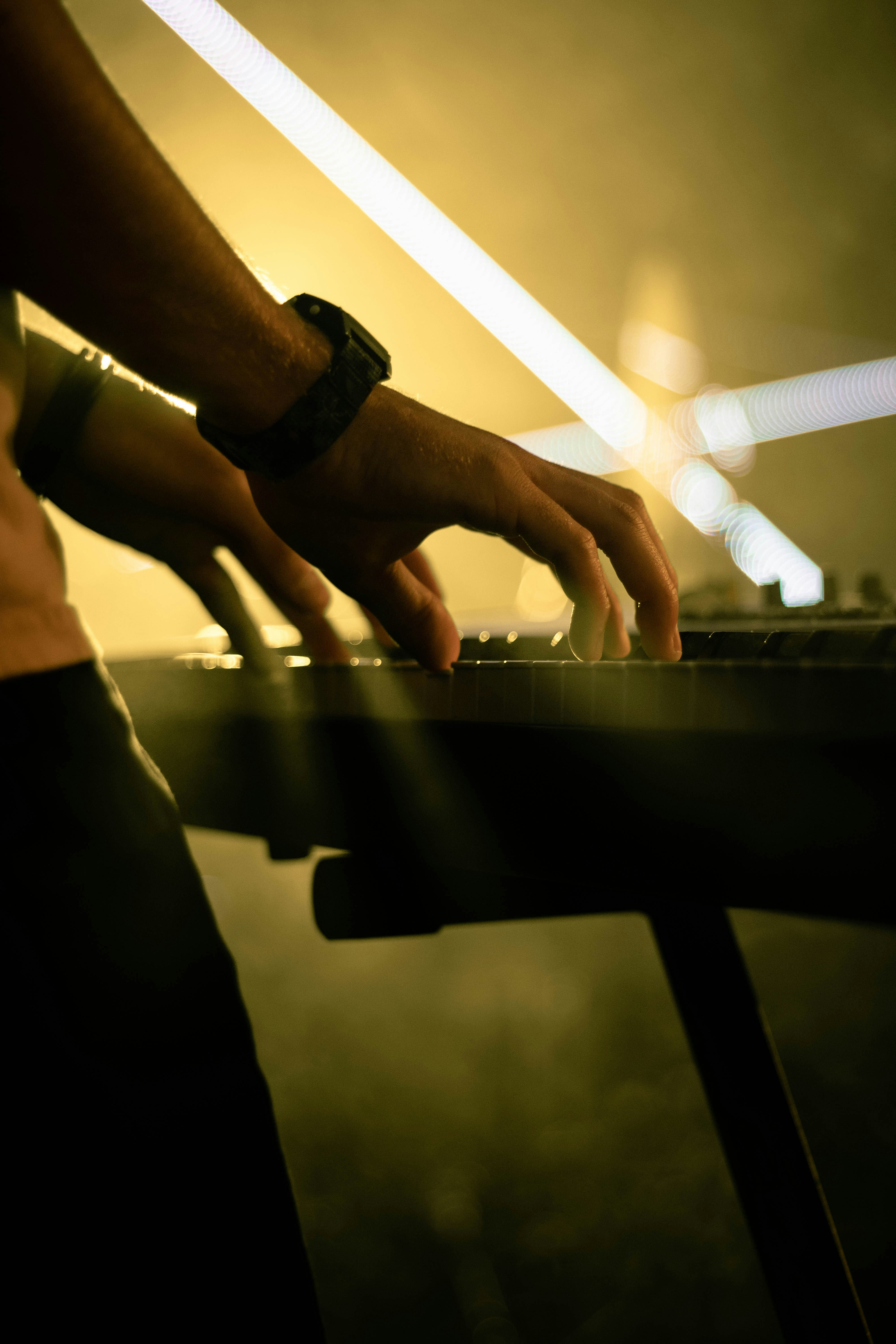 Keyboard Player Pictures | Download Free Images on Unsplash