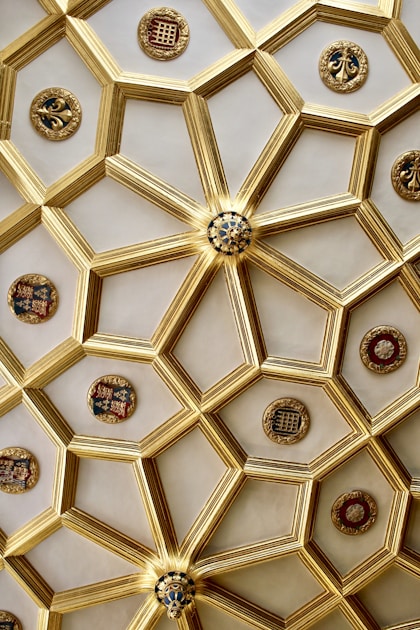 The Golden Era: Why Gold Accent Decor Is Back and Better Than Ever ...