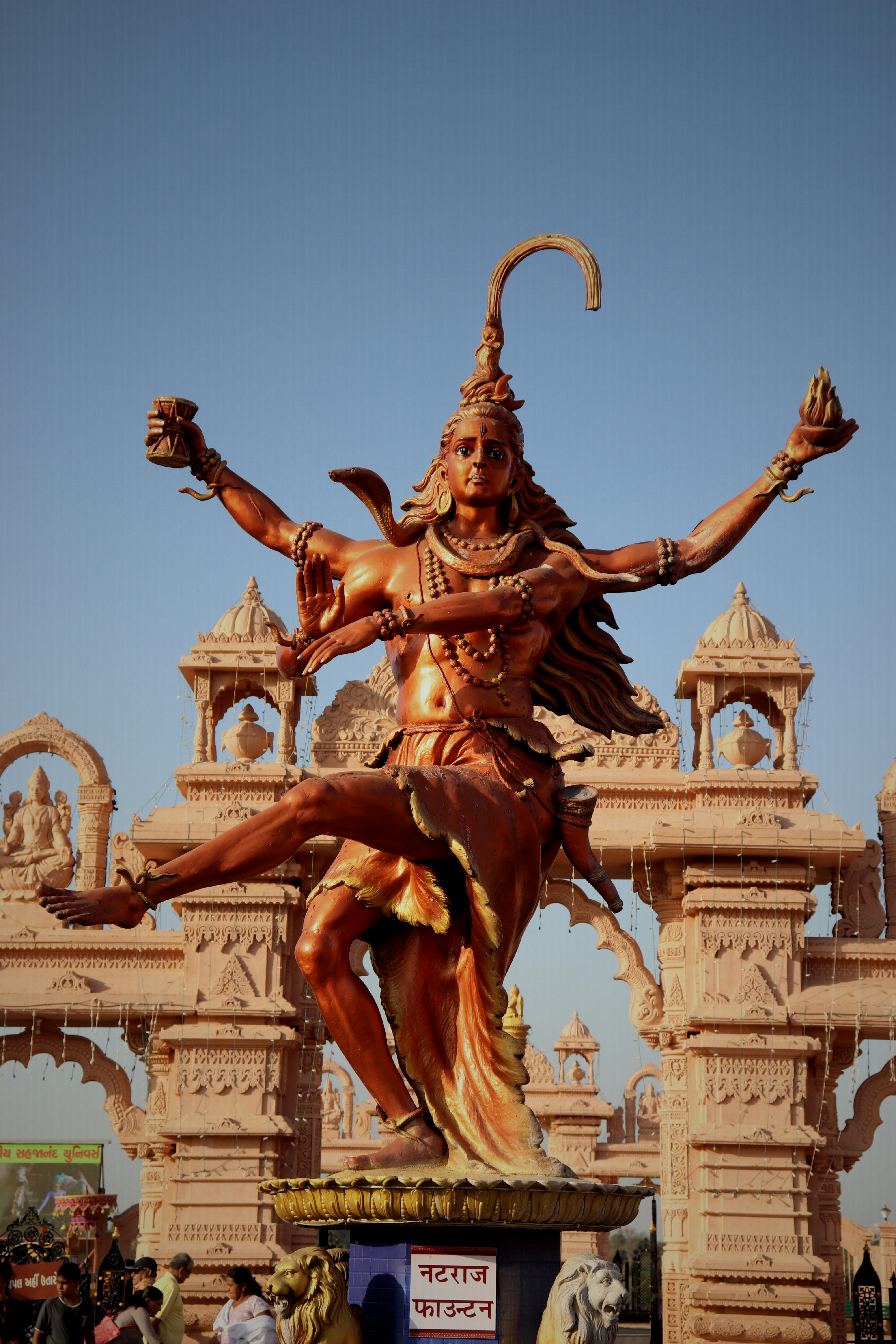 Man in gold statue under blue sky during daytime photo – Free Poicha ...