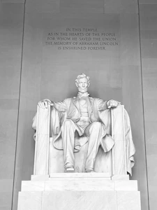 Marble Threshold: Lincoln's Silent Gaze in the Memorial Hall