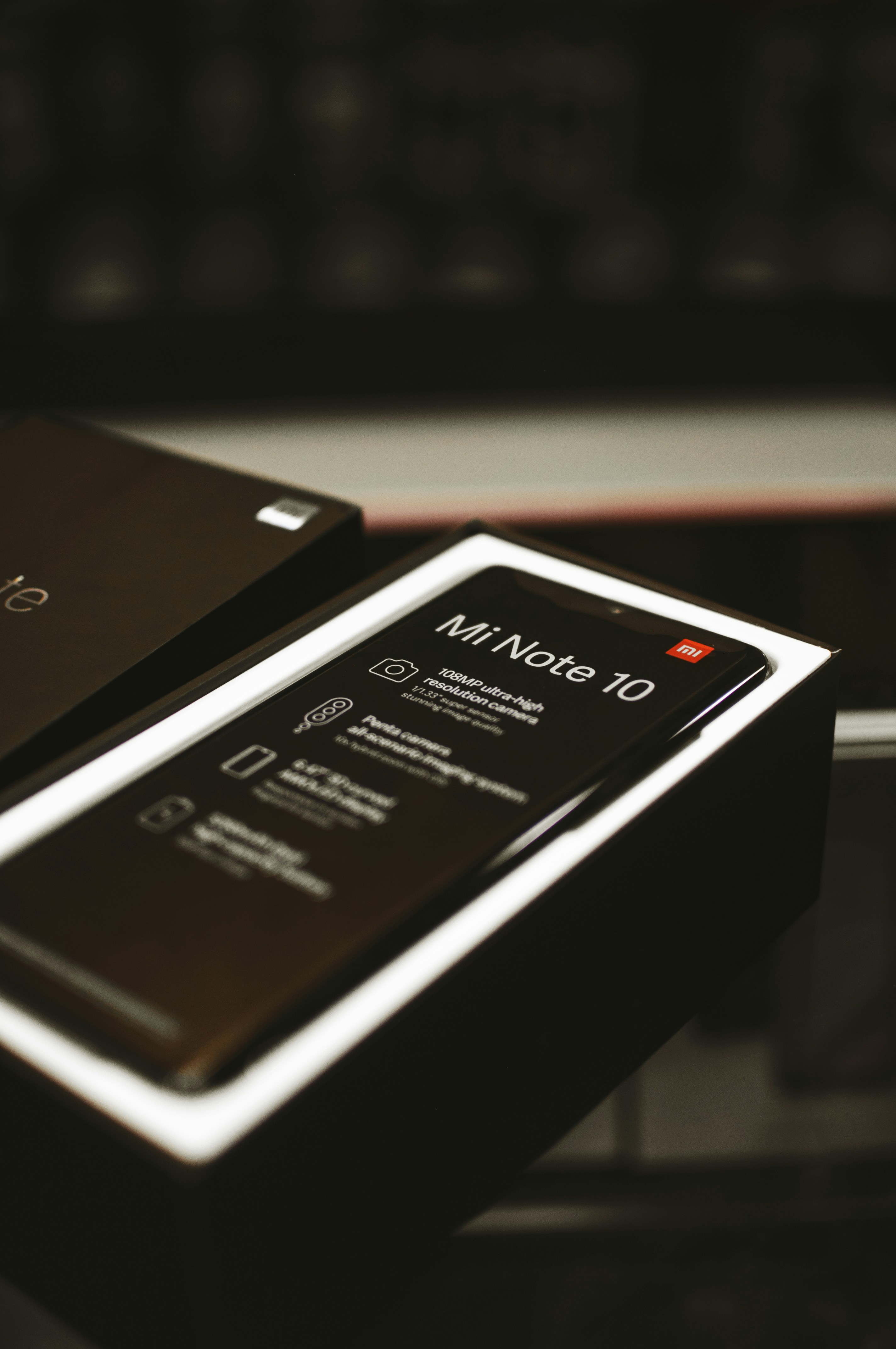 Black and white box on black computer keyboard photo – Free Botswana ...