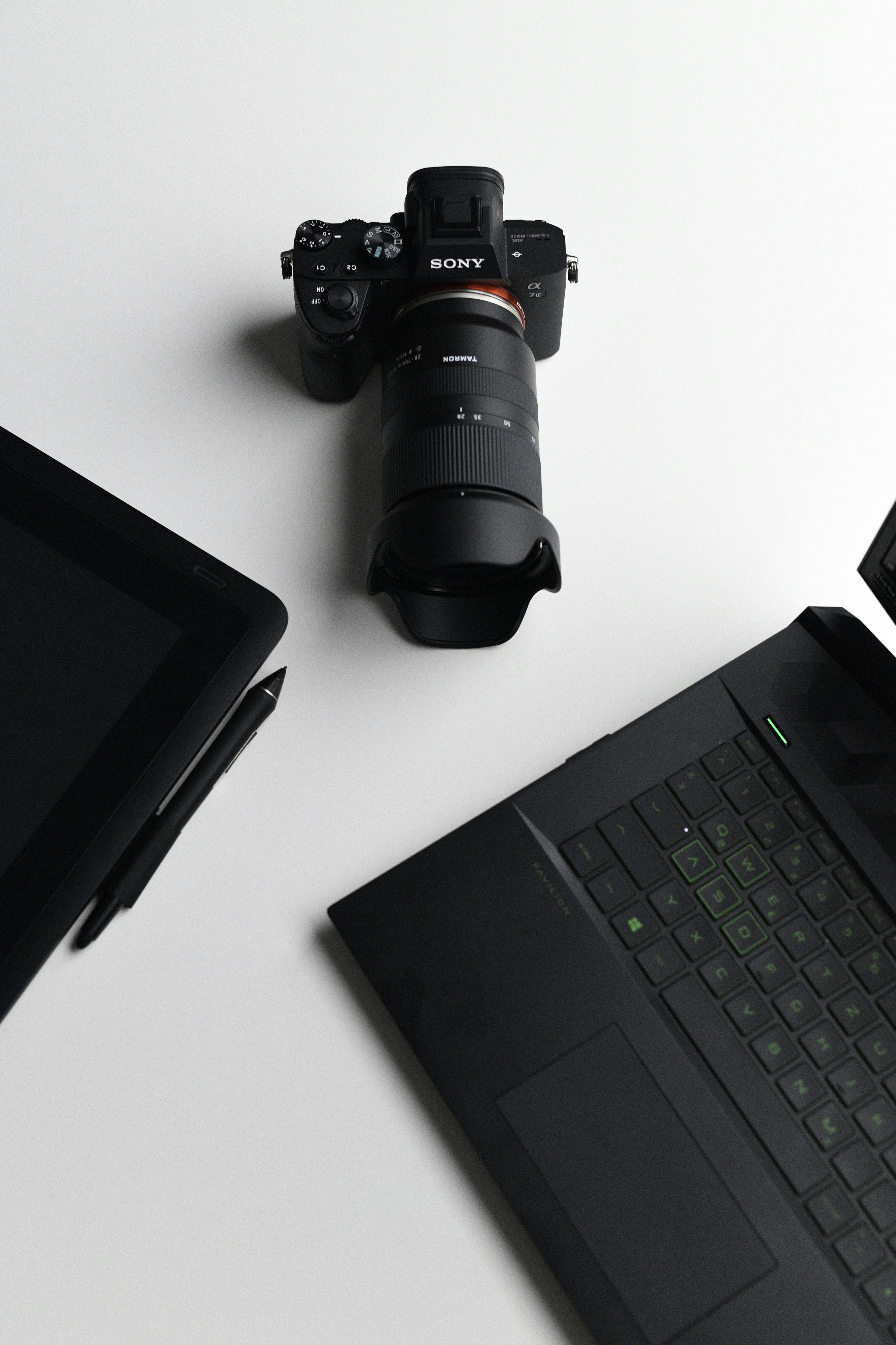 Black nikon dslr camera on black laptop computer photo – Free Computer ...