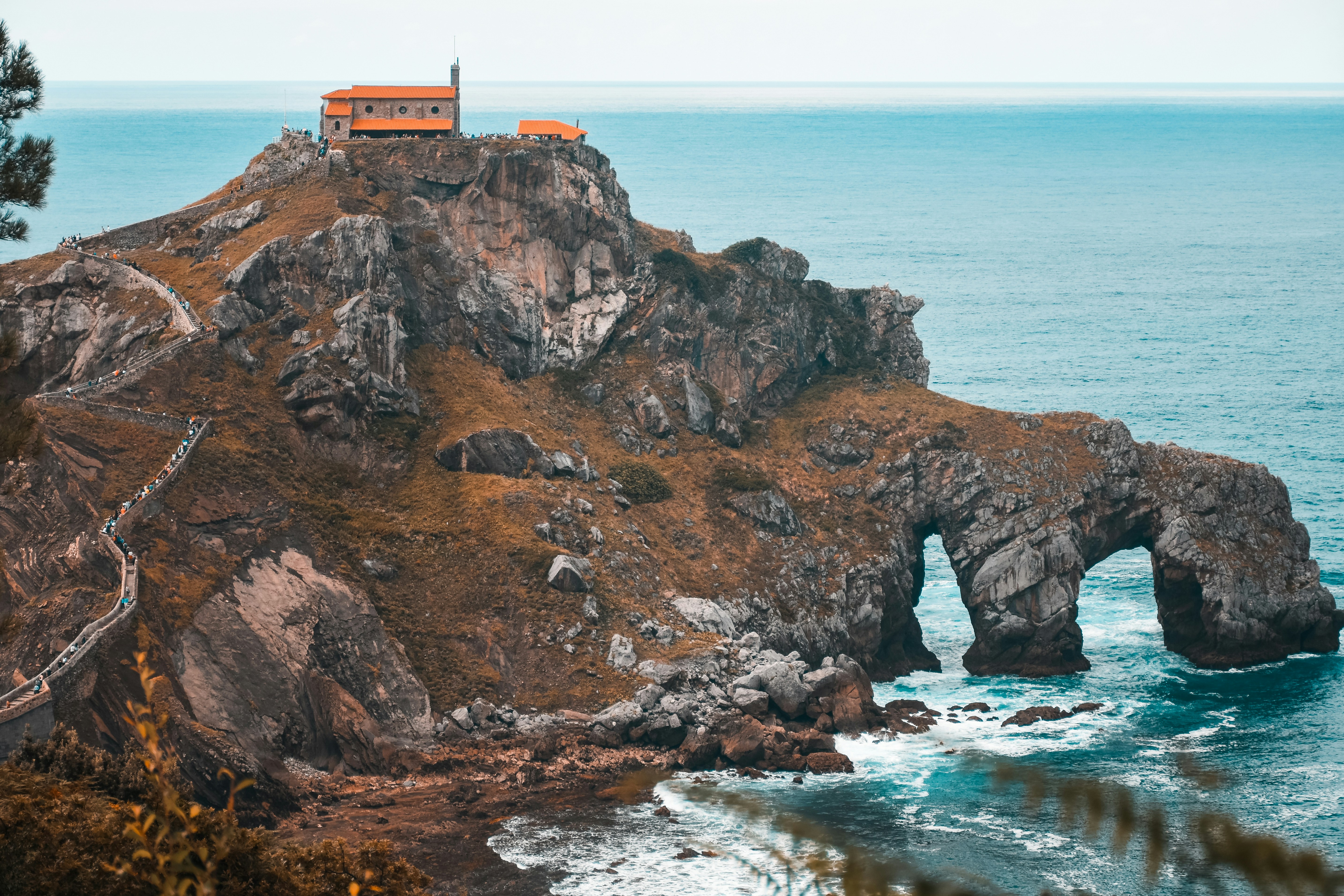 Coastal Haven atop Rocky Archway