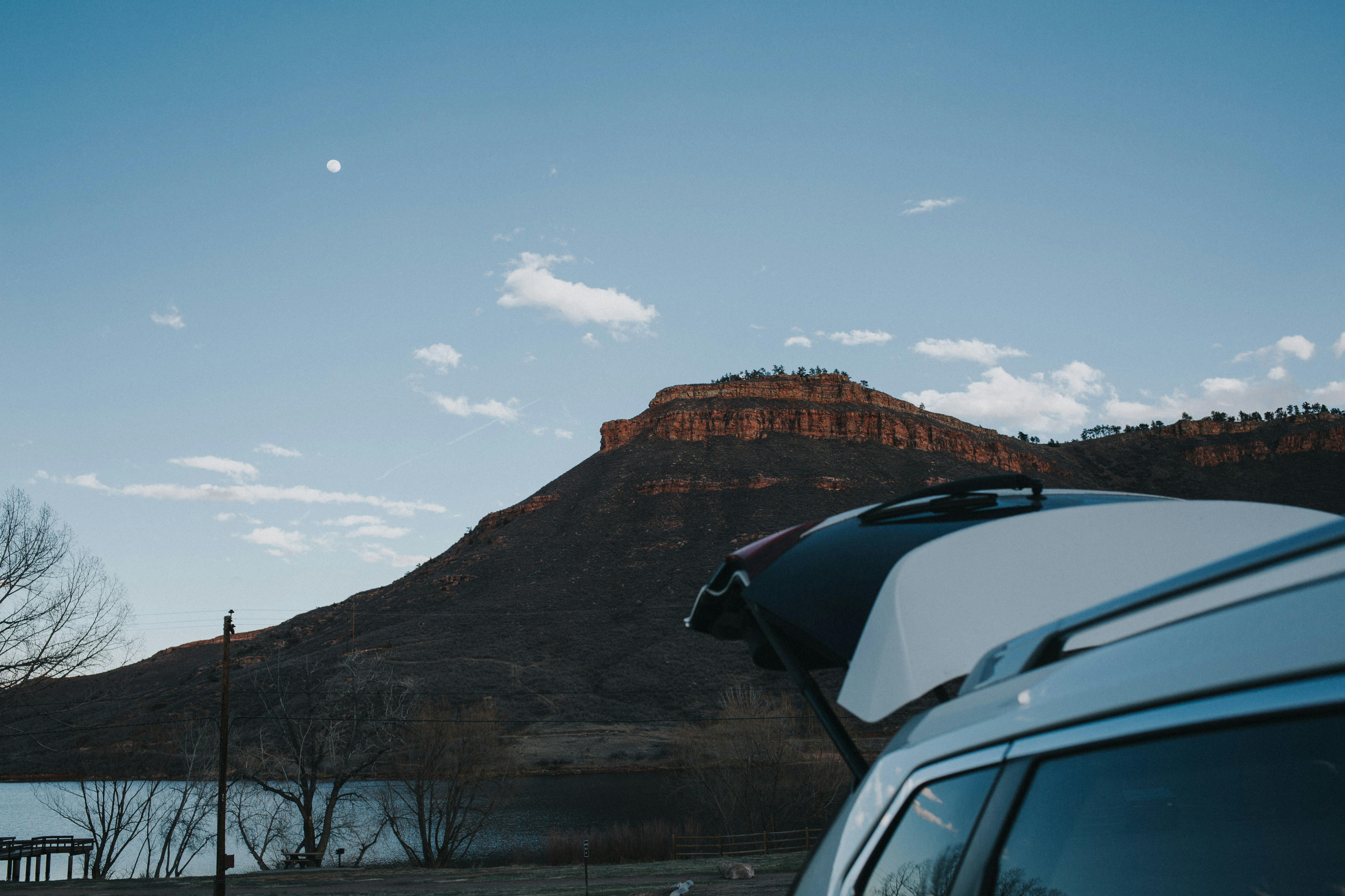 Red Rock Horizon by the Camper Van