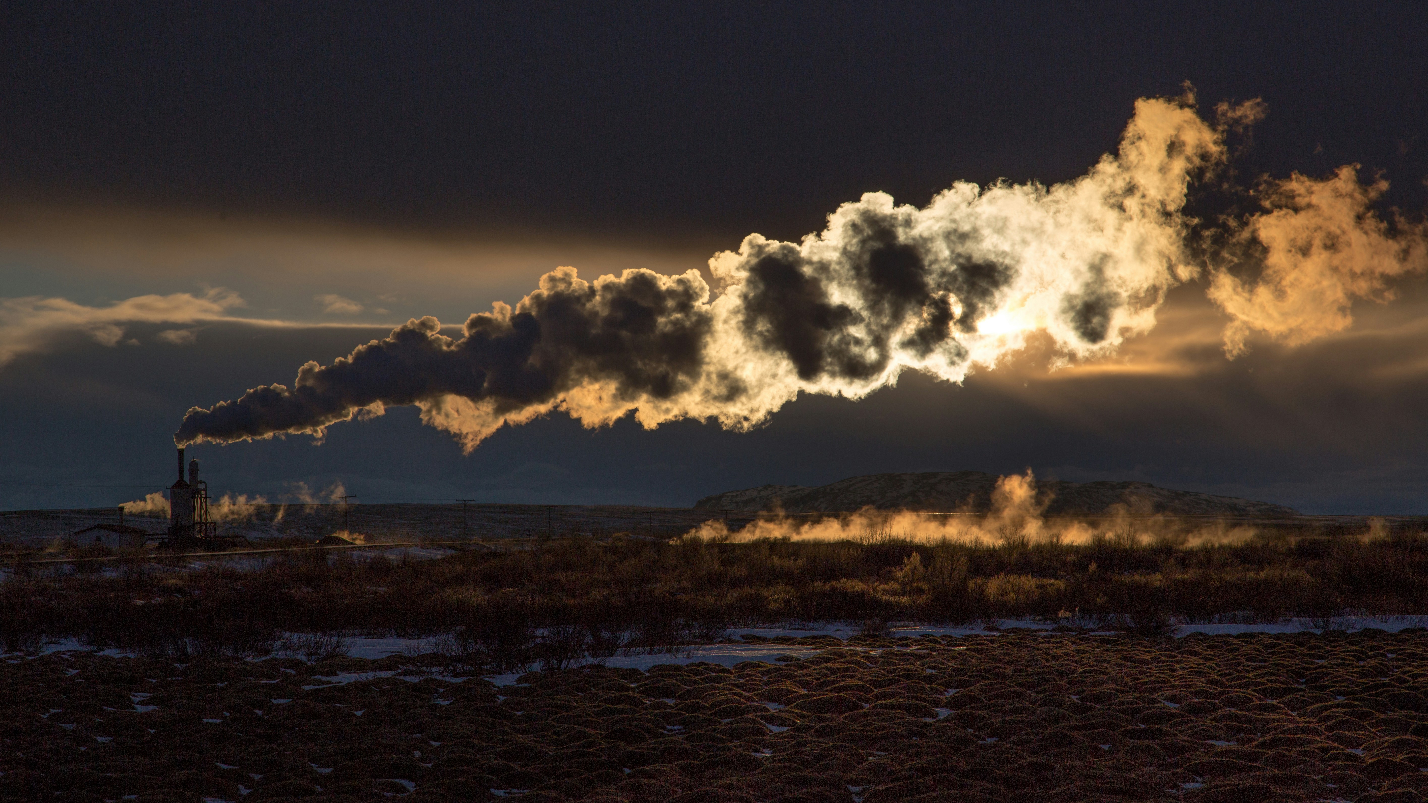 Land Pollution Pictures | Download Free Images on Unsplash
