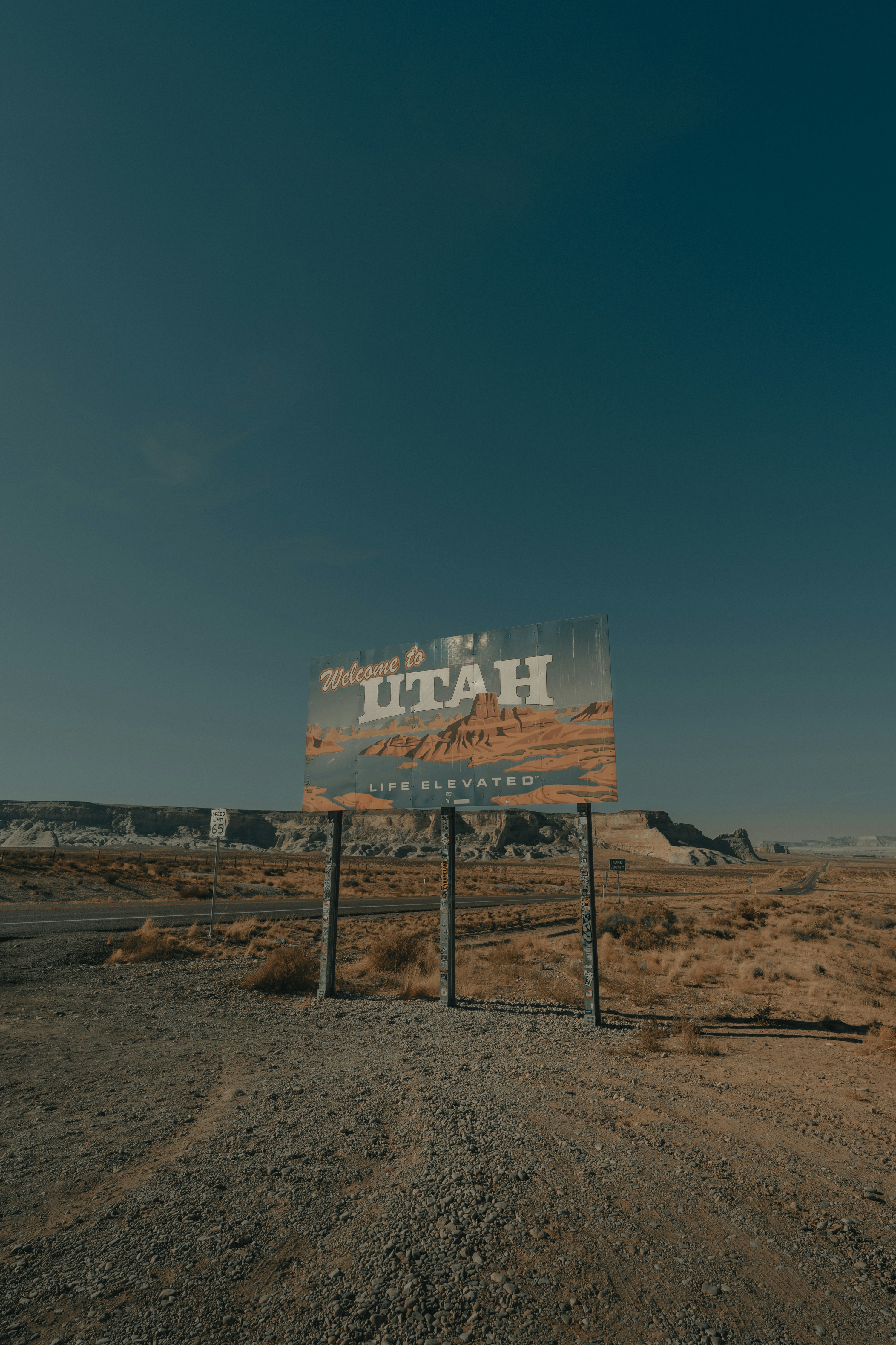 Welcome Sign Pictures | Download Free Images on Unsplash