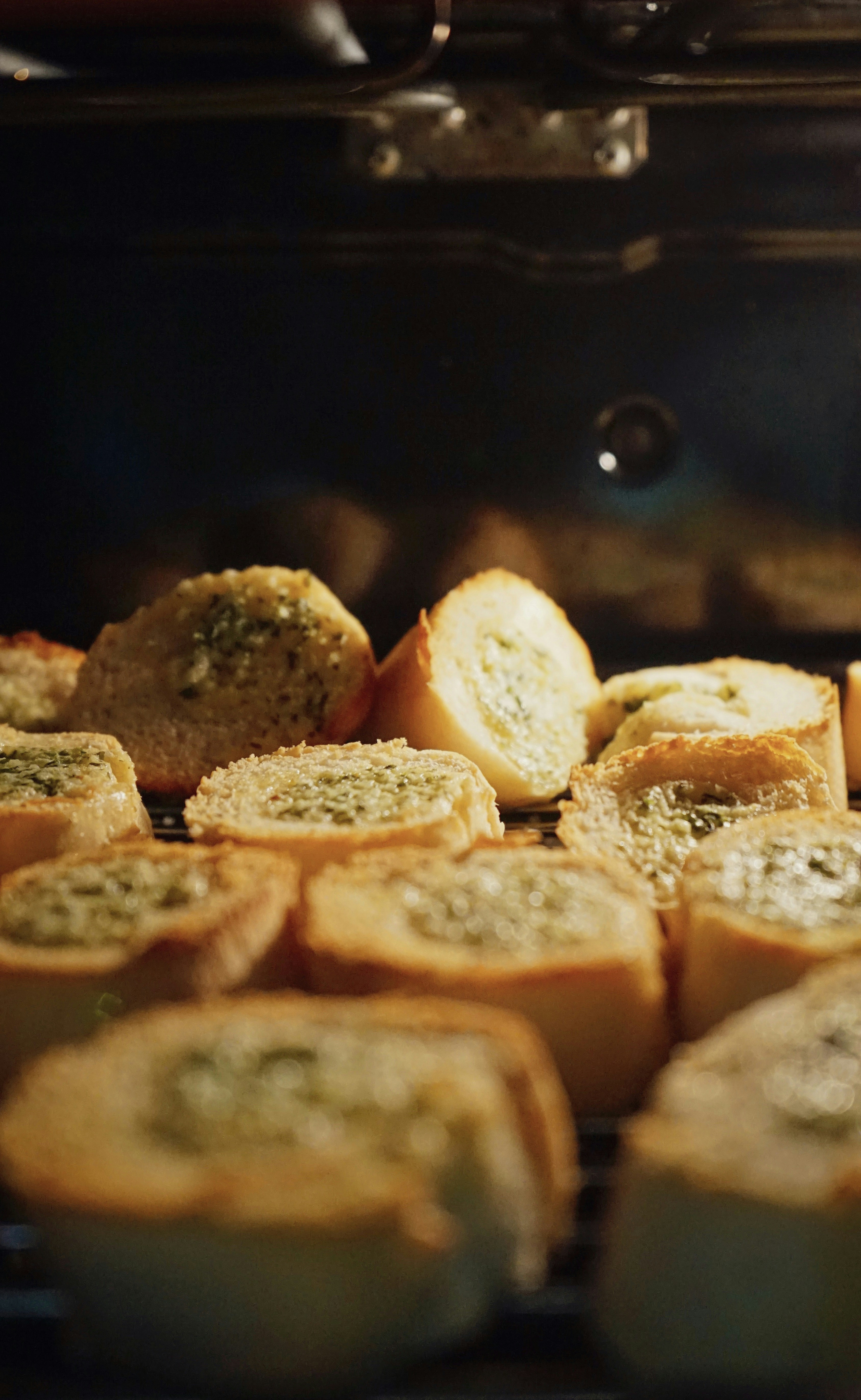 Garlic Bread Pictures | Download Free Images on Unsplash