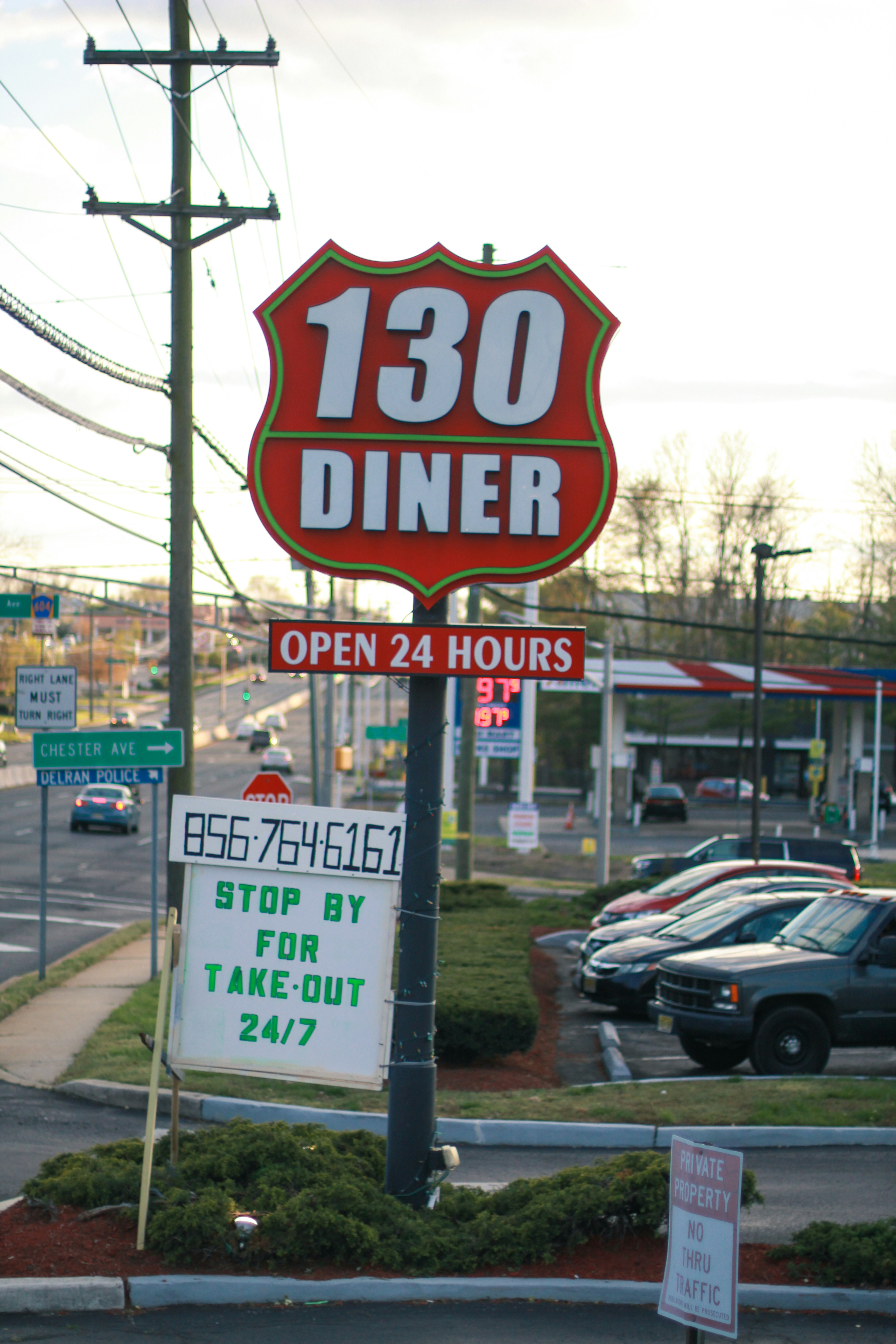 Red and white stop sign photo – Free Transportation Image on Unsplash