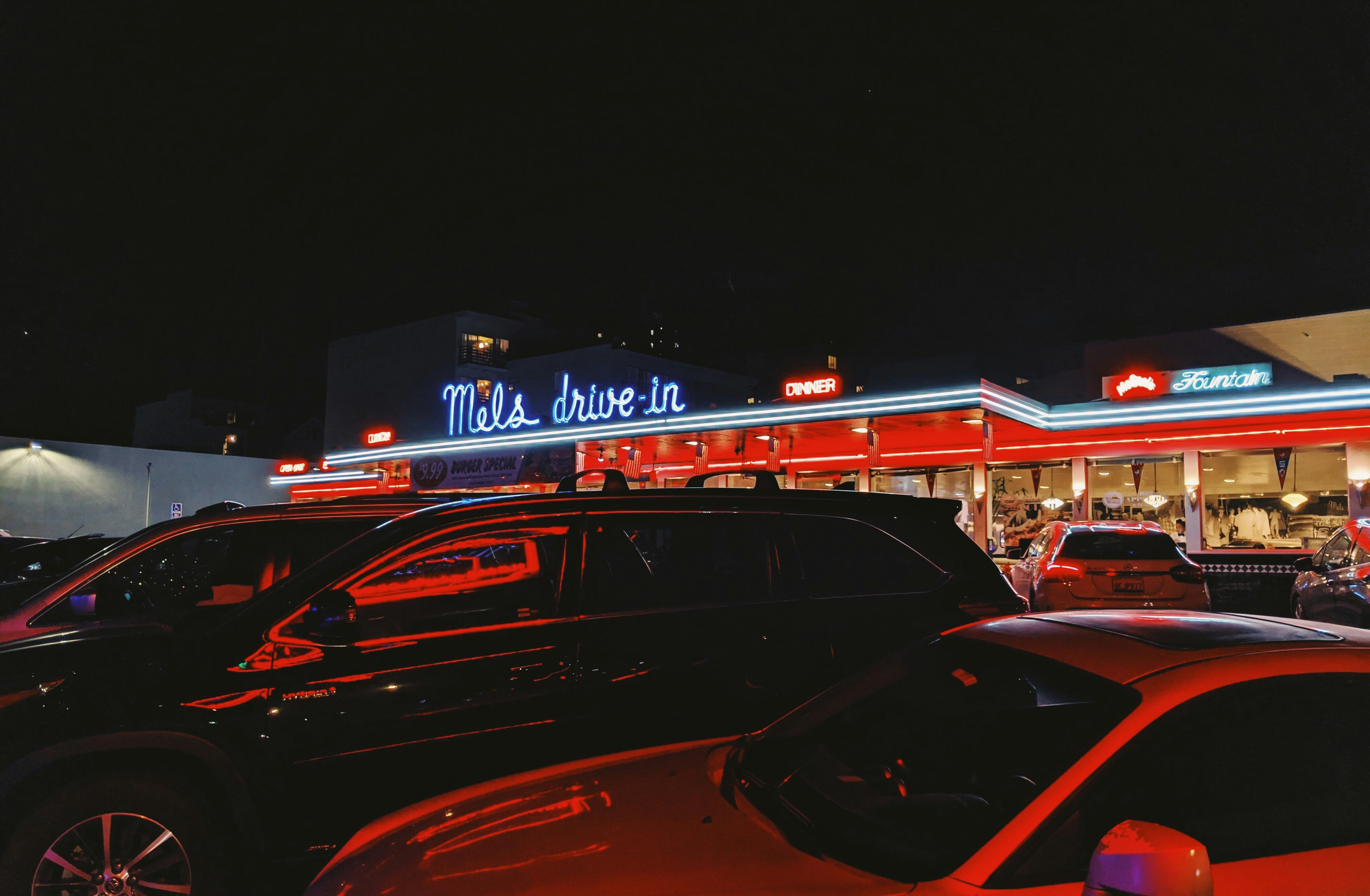 30k+ Red Neon Light Pictures | Download Free Images on Unsplash