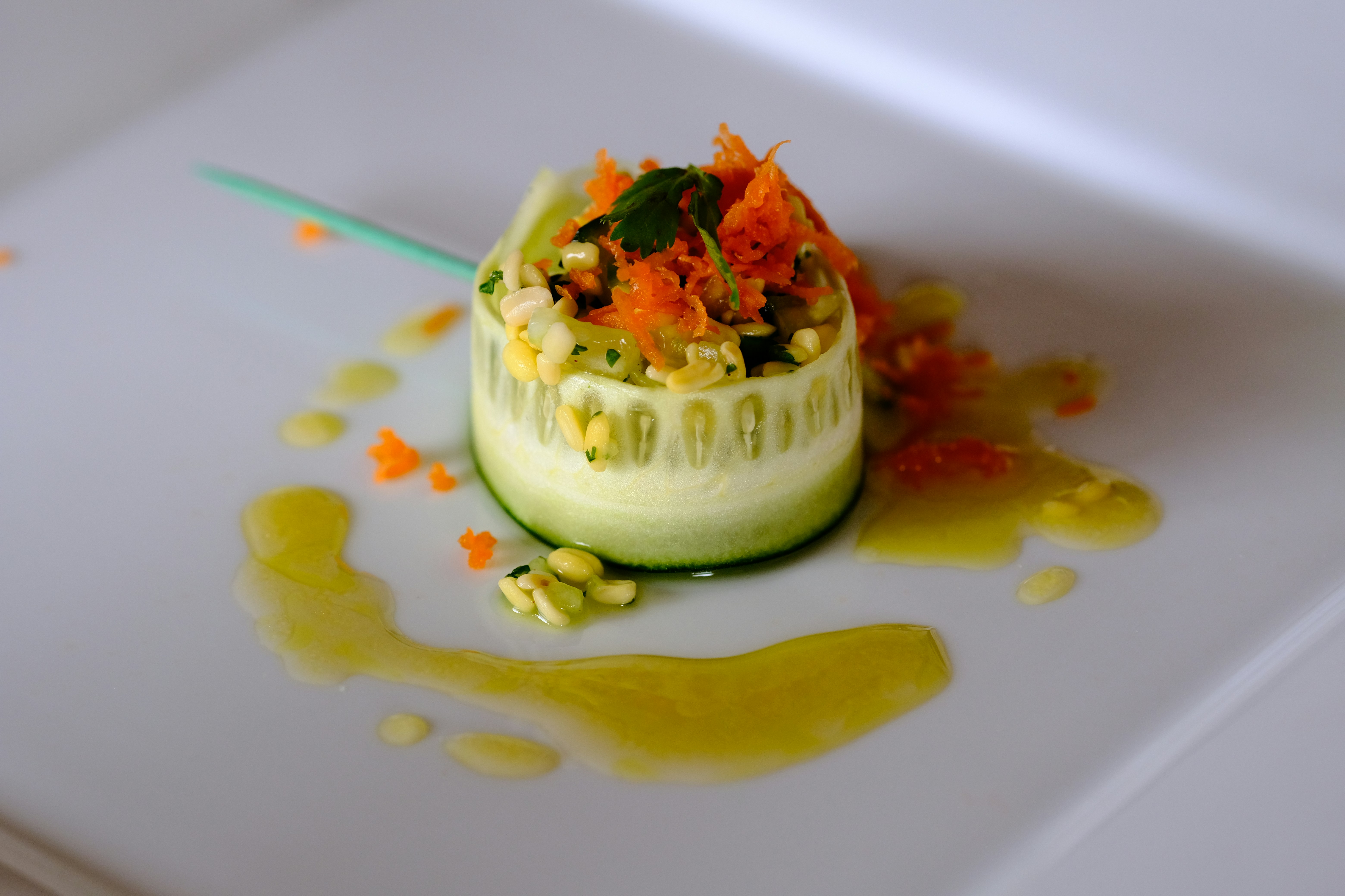 fresh lentil salad, salad, summer salad, lentils | green and white ceramic round plate