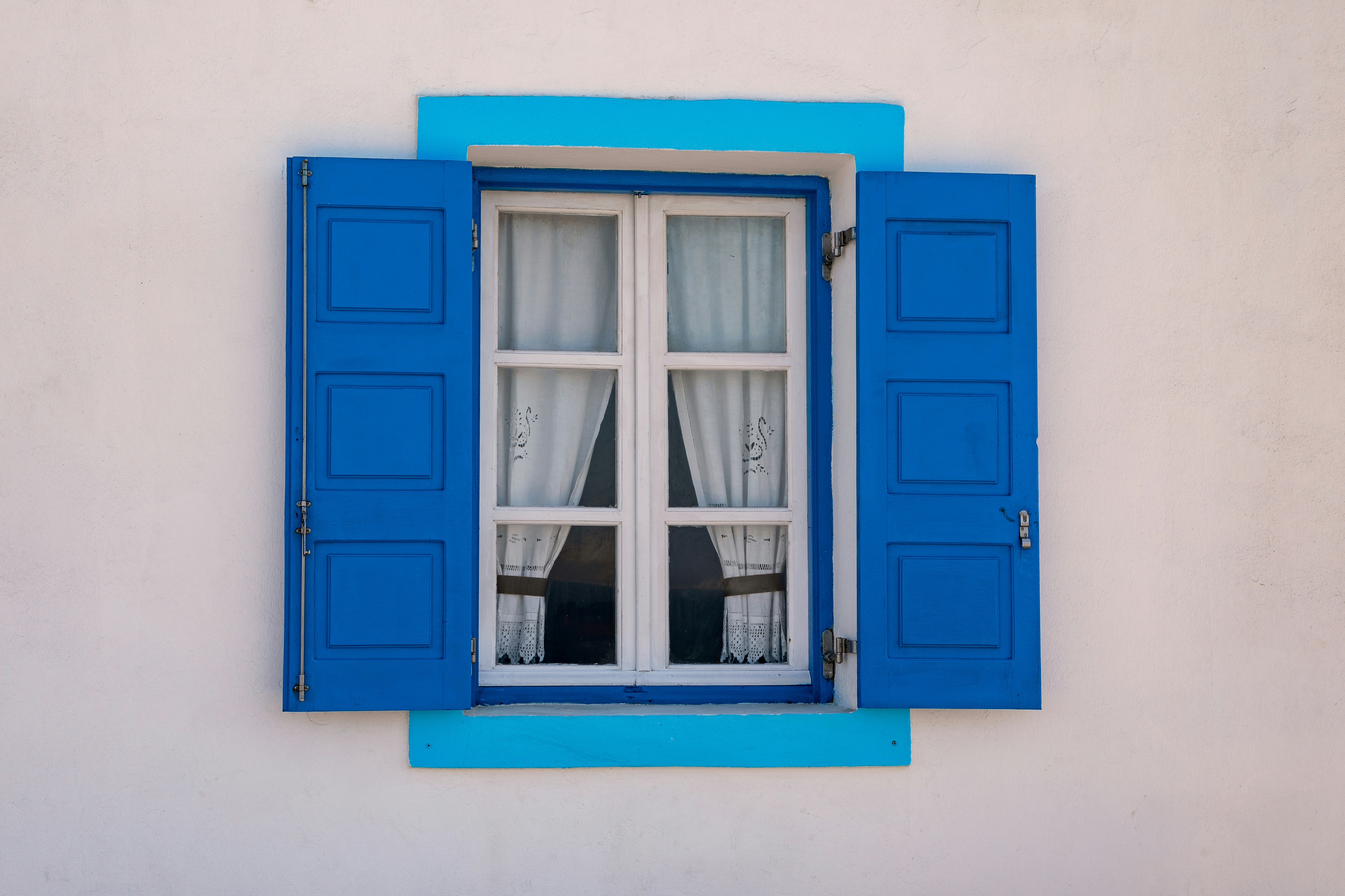Blue Window Pictures | Download Free Images on Unsplash