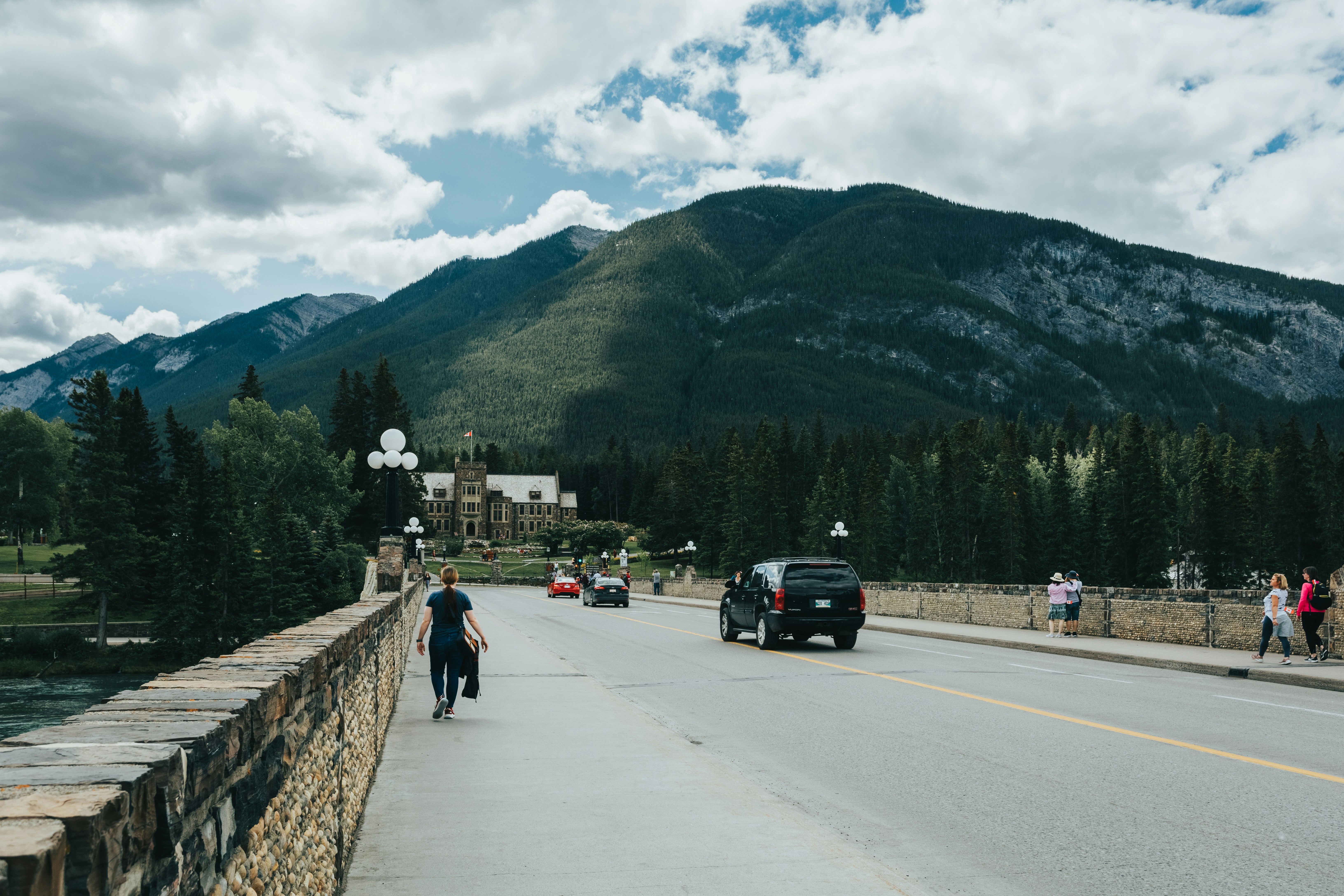 Alpine Bridge Stroll: A Quiet Corridor Between Town and Summit
