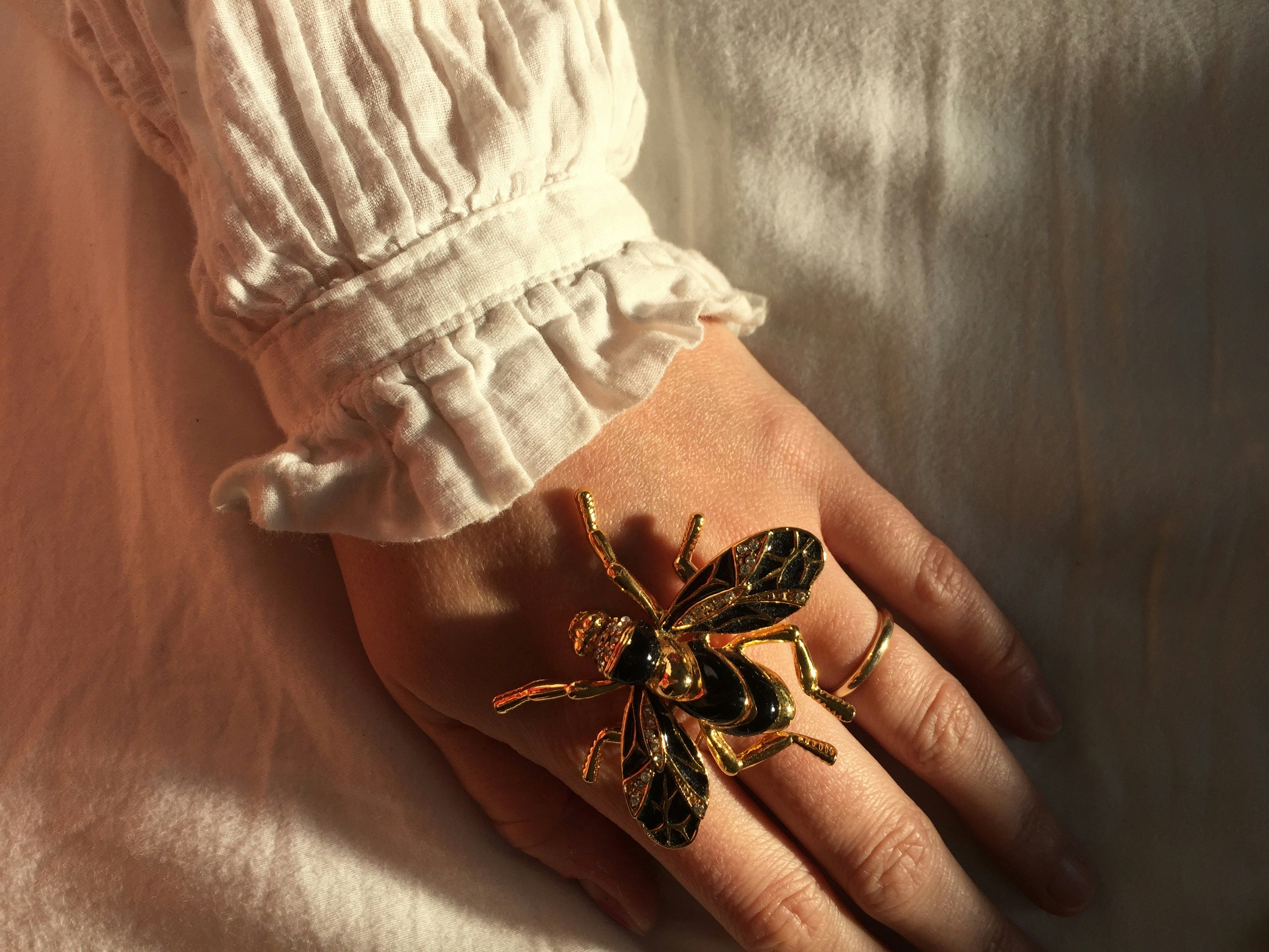 Bejeweled Bee on Cream Silk