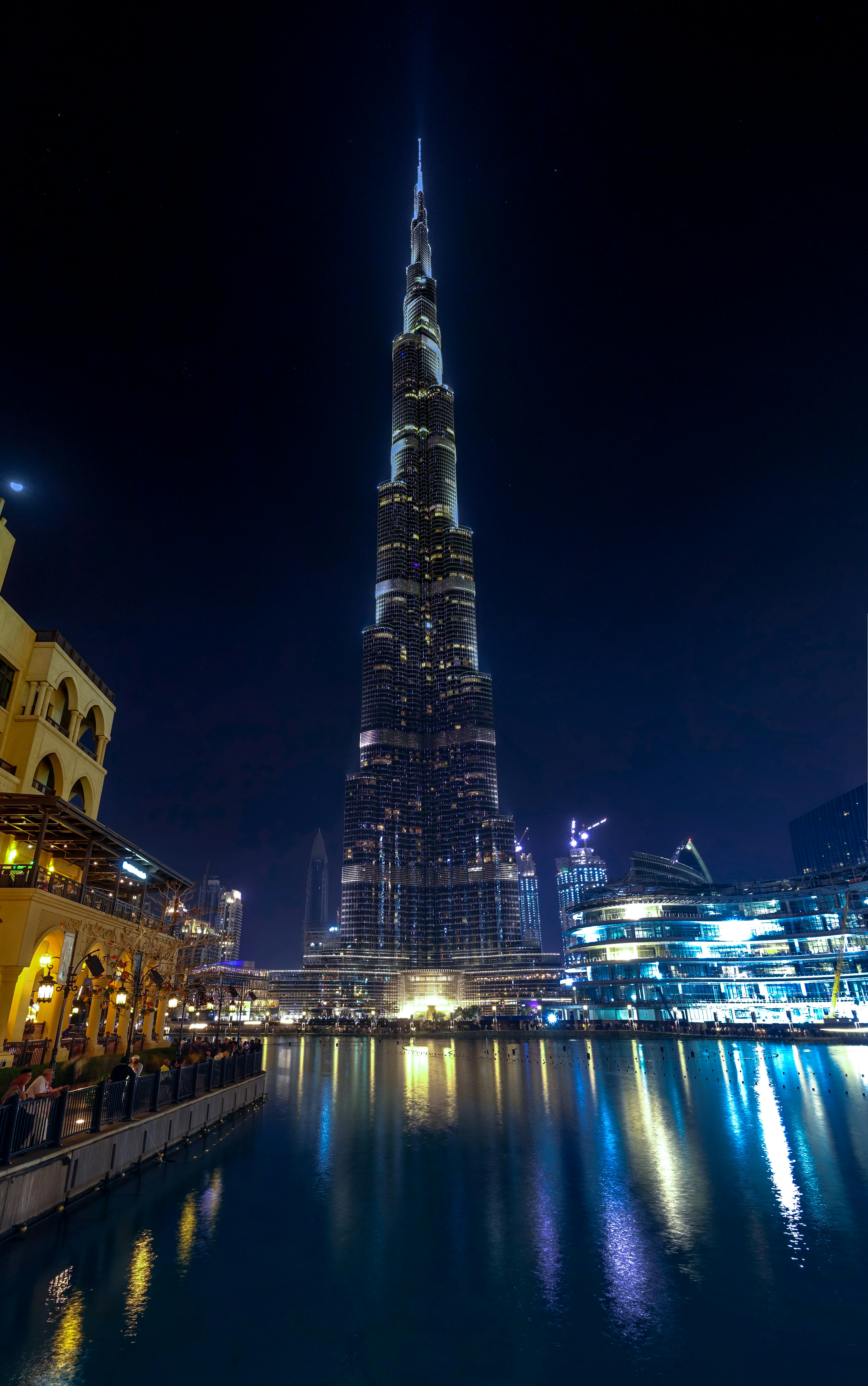 One of my favorite photos ever taken, 3-separate long exposure photos ever taken and formed into one amazing capture of the Burj Khalifa! | lighted high rise building during night time