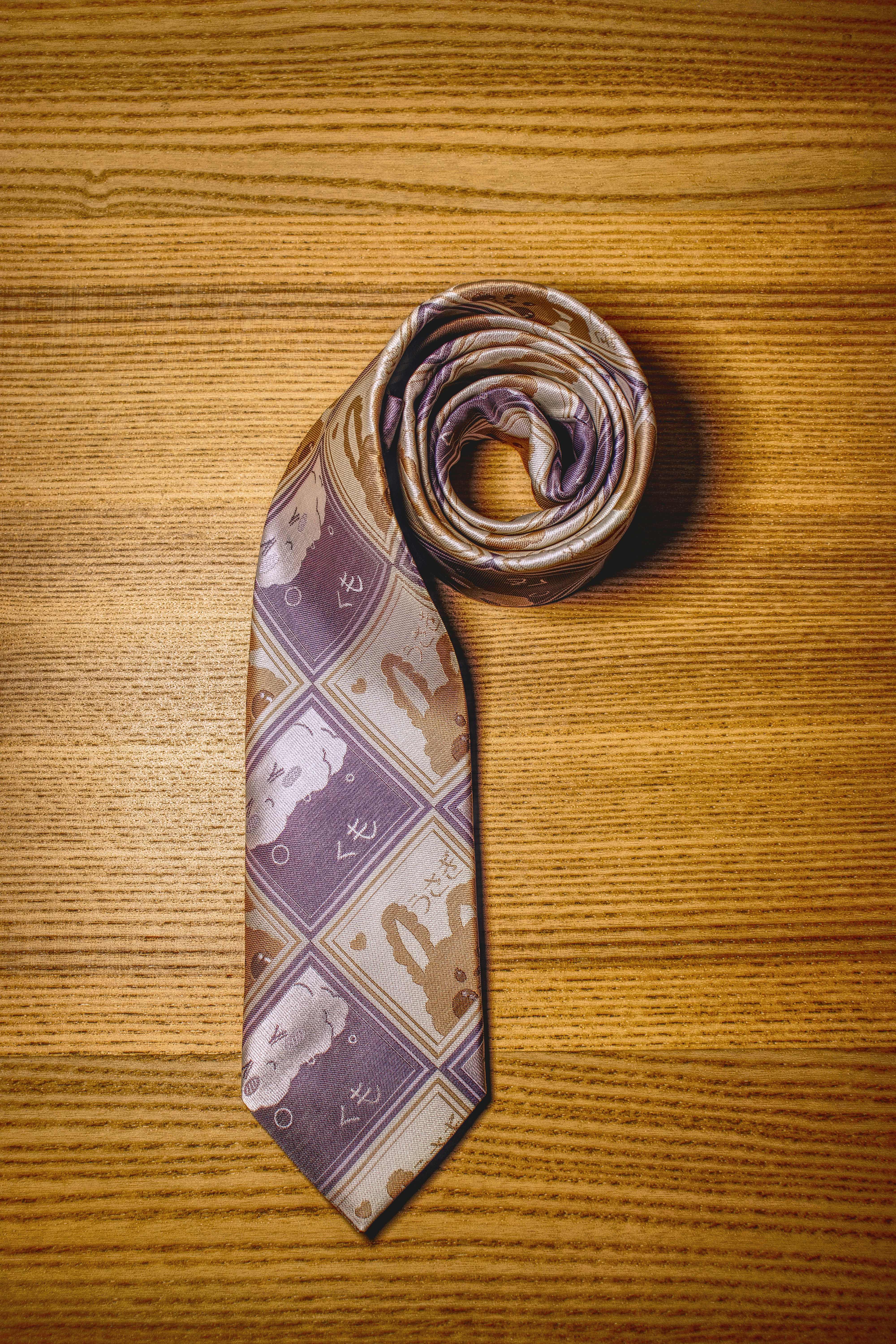 Necktie Pictures | Download Free Images on Unsplash