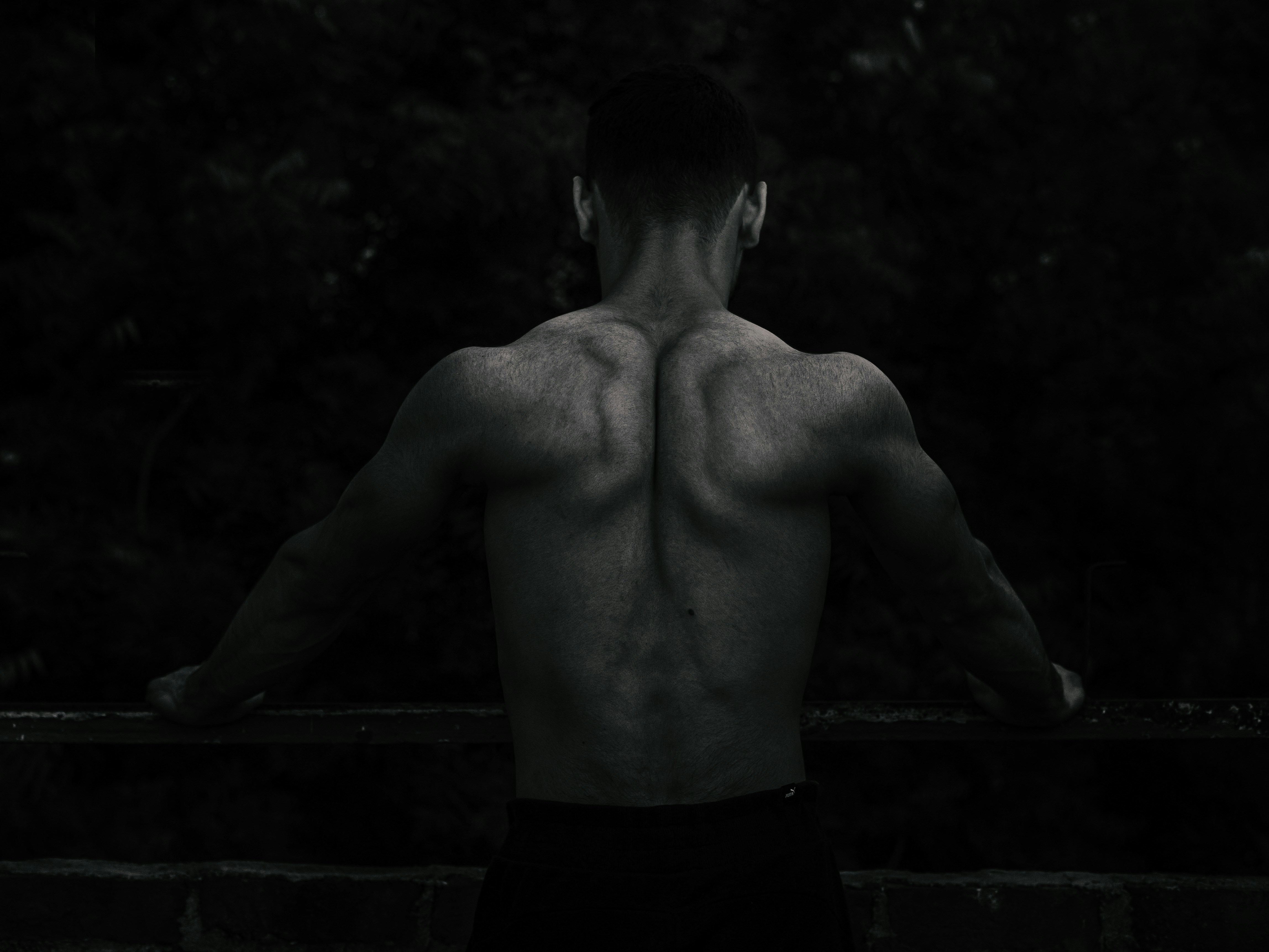1500+ Man From Back Pictures | Download Free Images on Unsplash