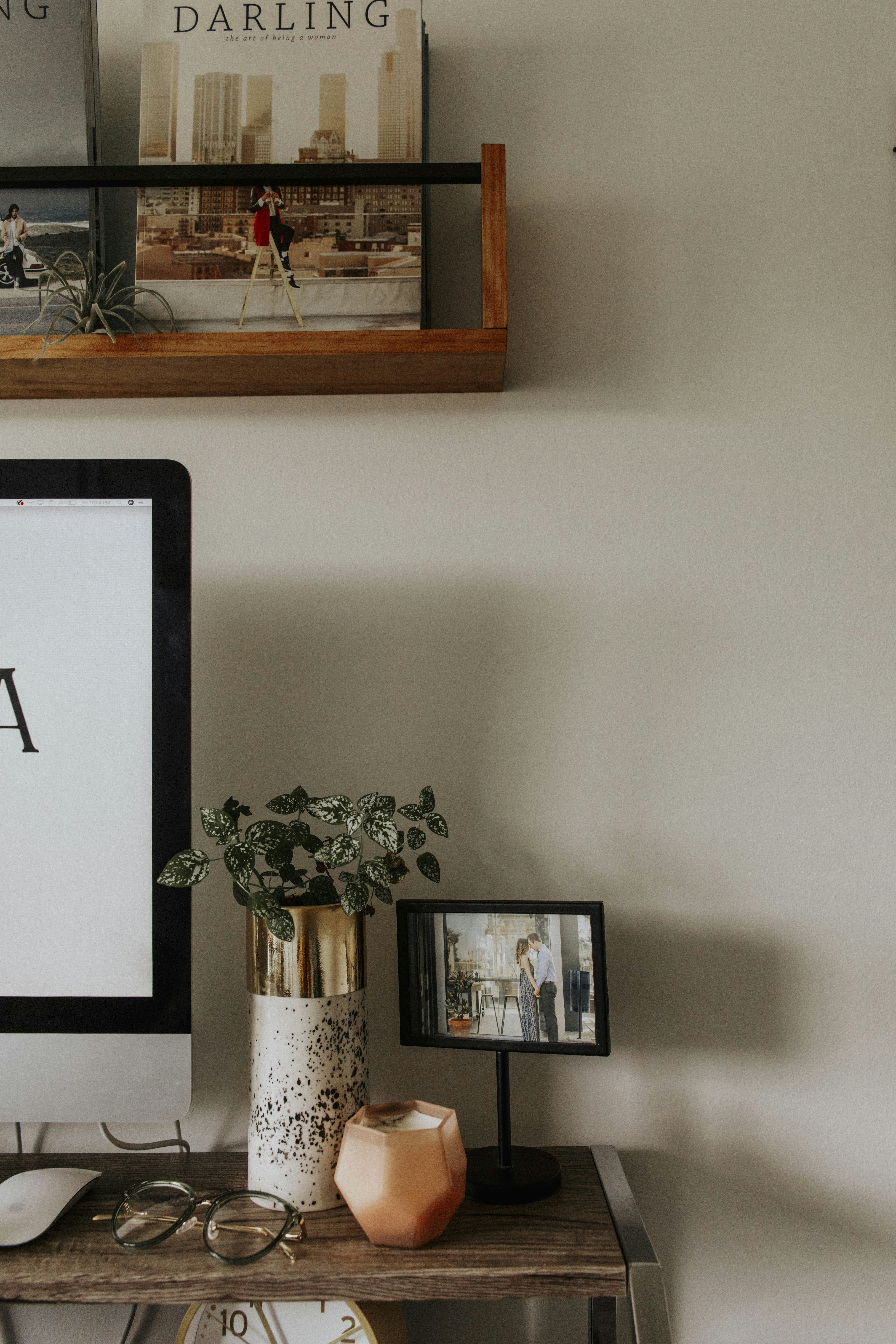 Decorative Computer Monitor Frame