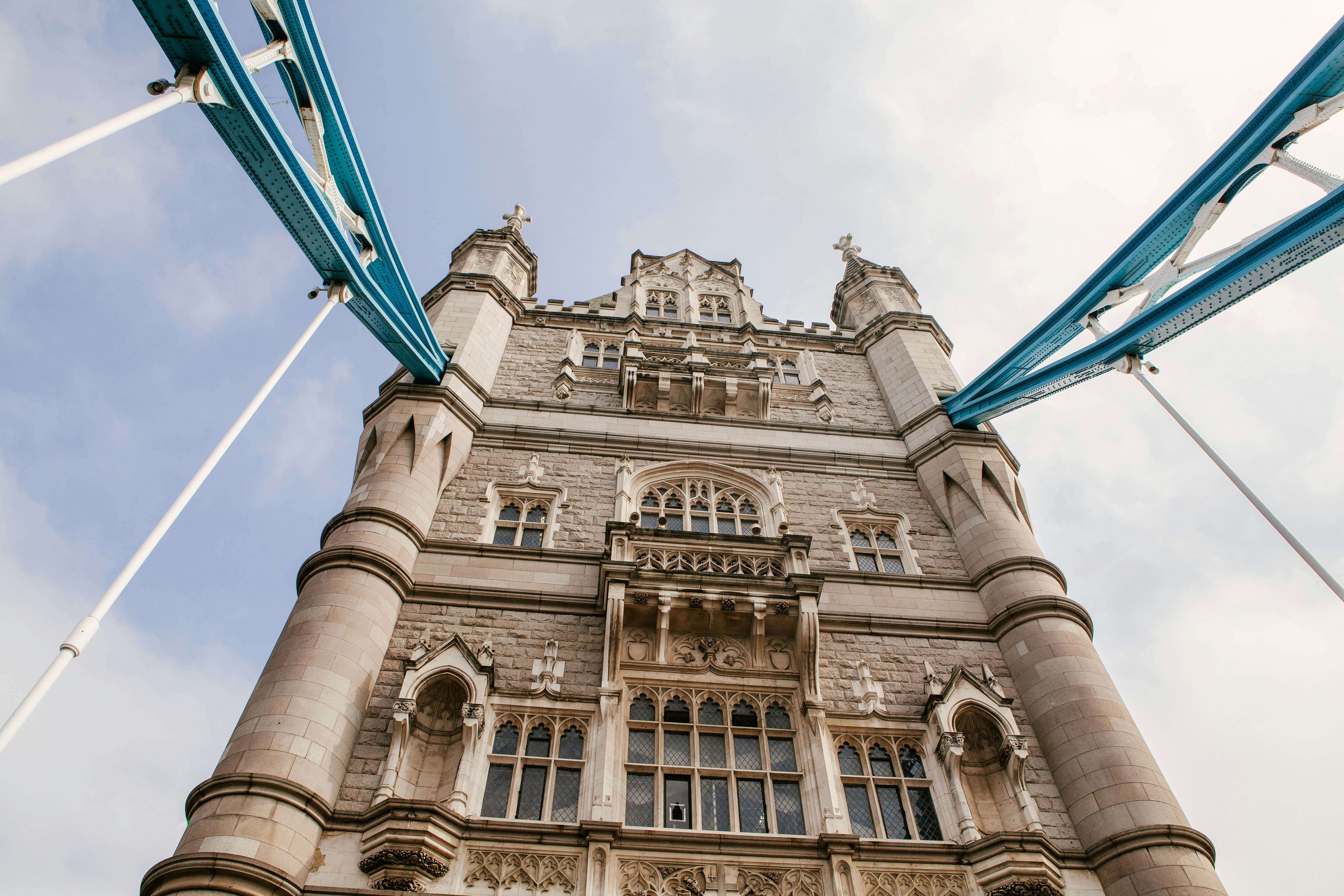 Towering Lines: A Low-Angle View of the Bridge Towers