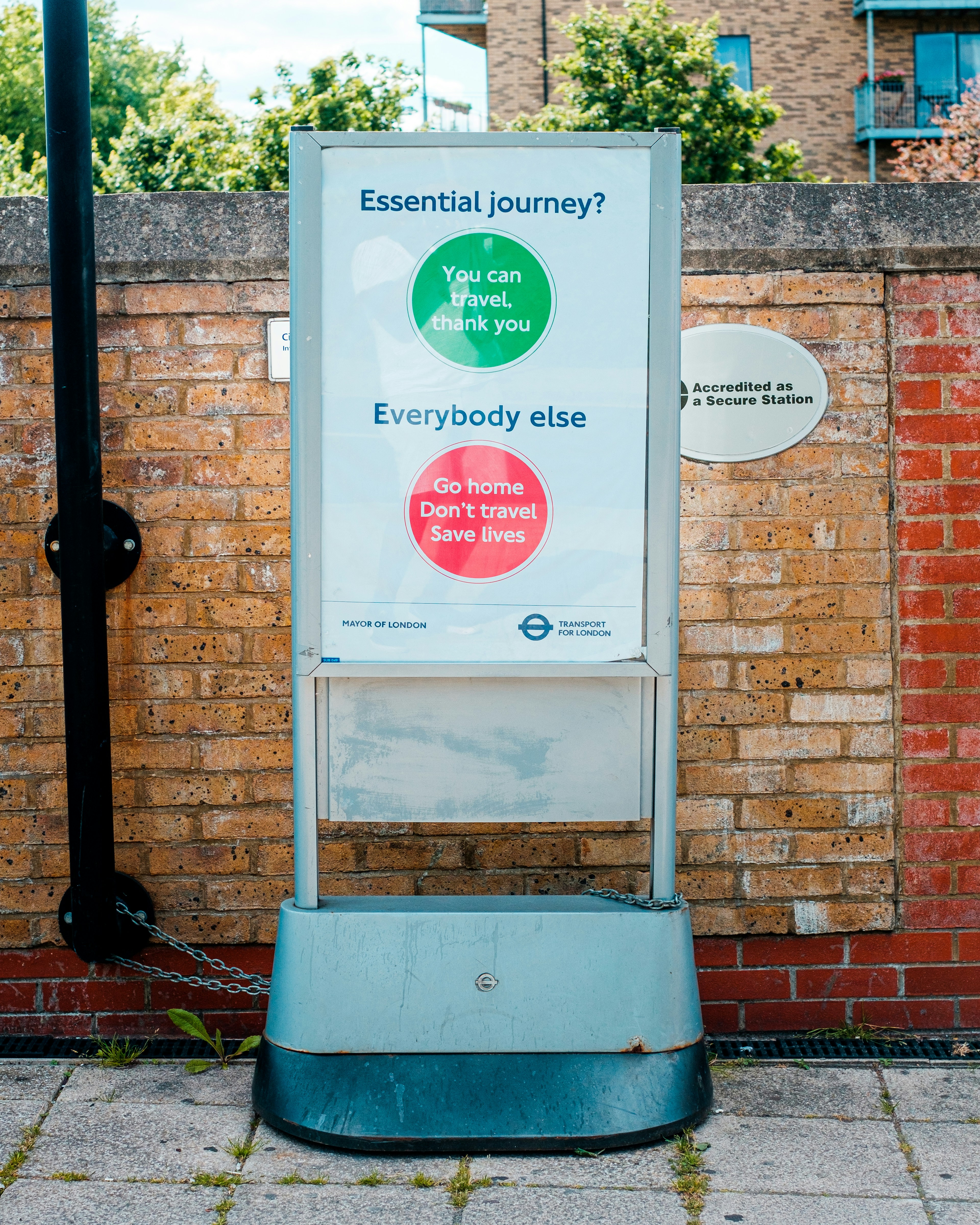 White and red wooden signage photo – Free Mudchute station dlr (stop ma ...
