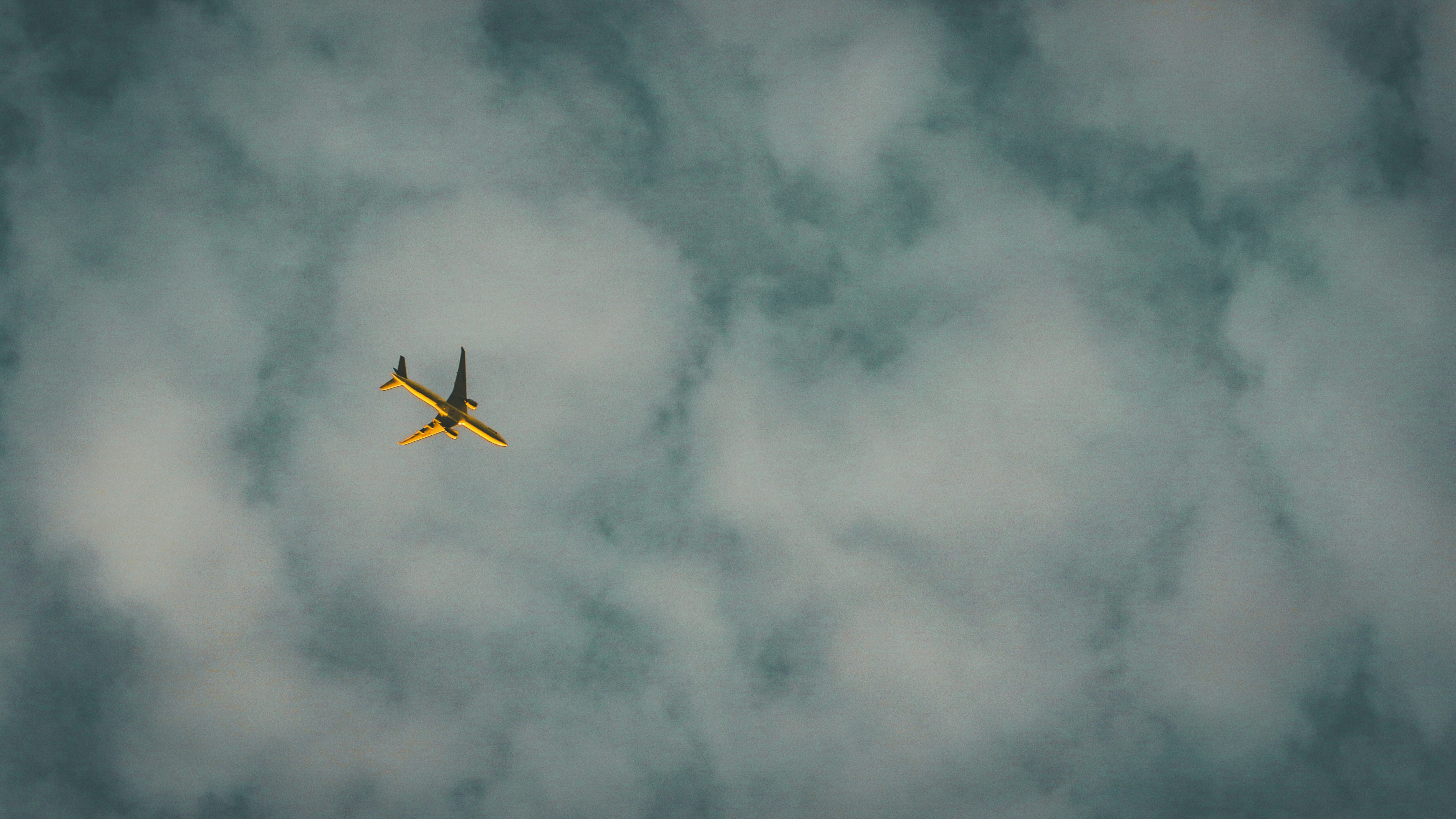 Yellow plane flying in the sky photo – Free Grey Image on Unsplash