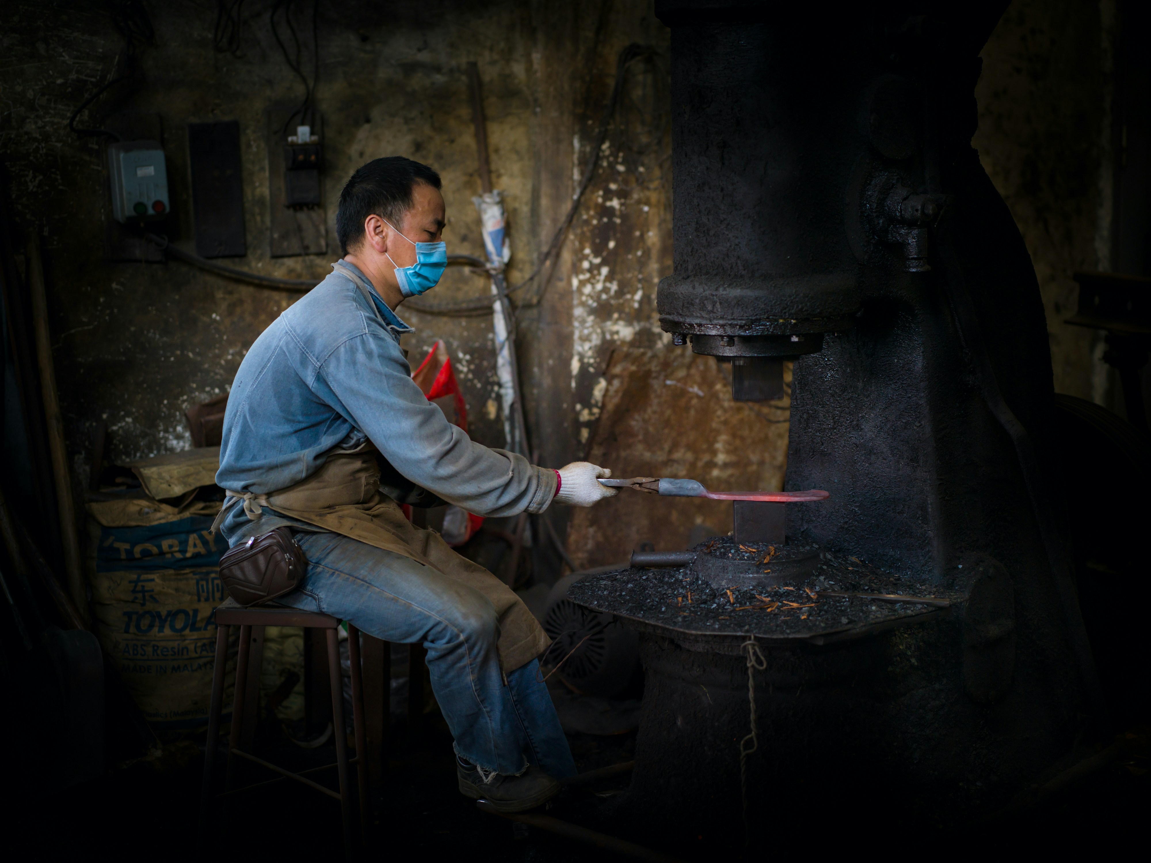 Définition de forge | Dictionnaire français