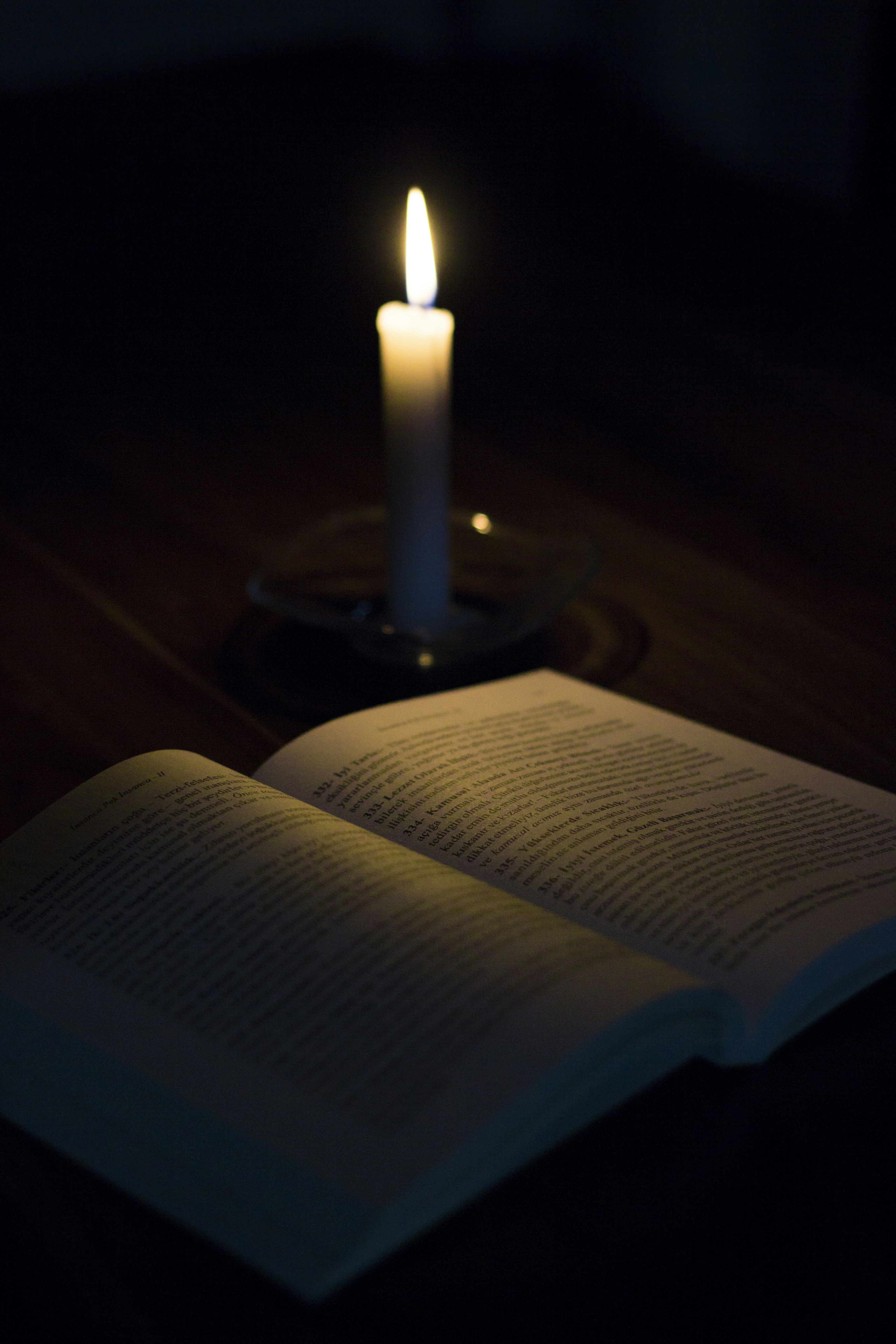 Candle Book Pictures | Download Free Images on Unsplash