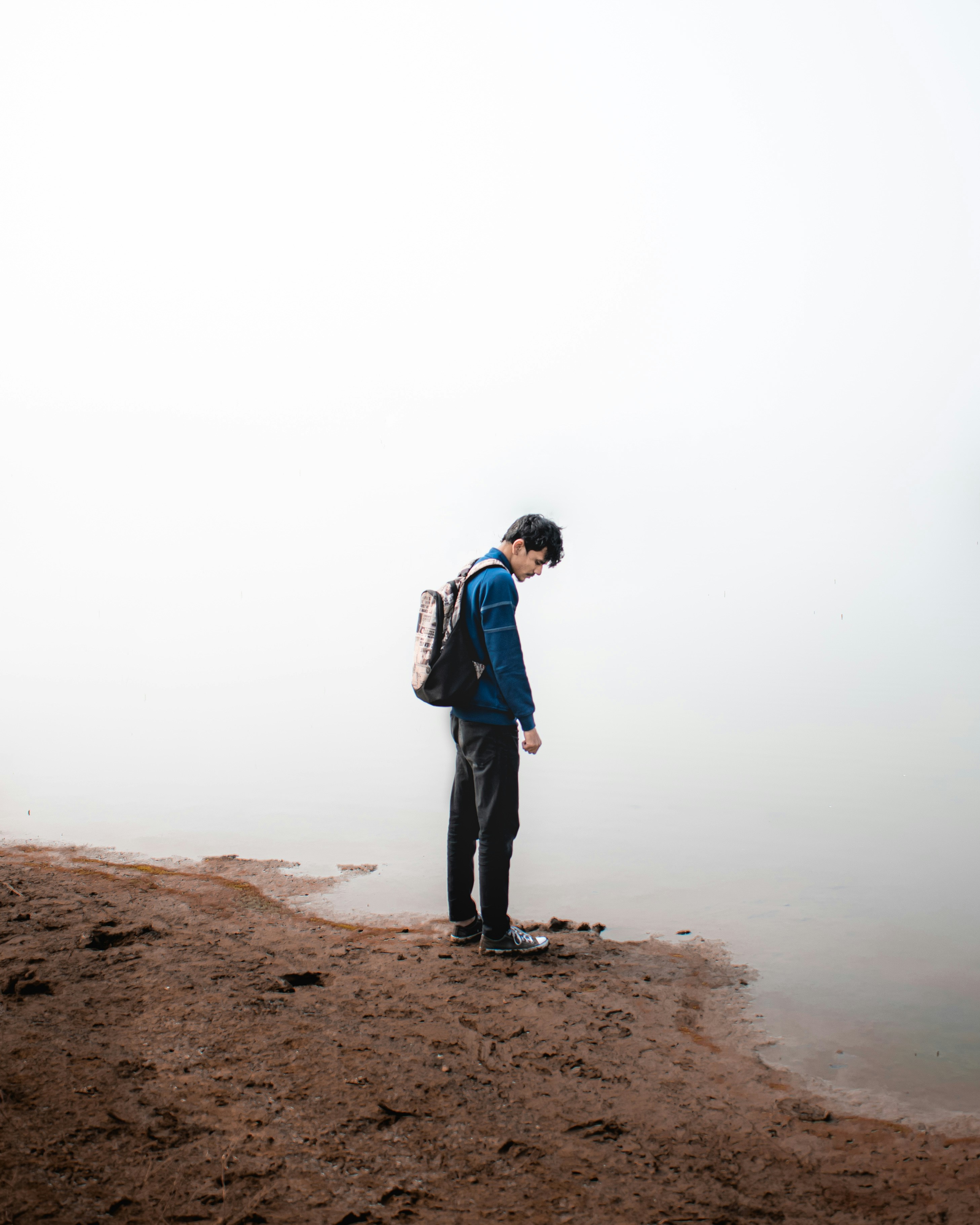 Standing Alone Pictures | Download Free Images on Unsplash