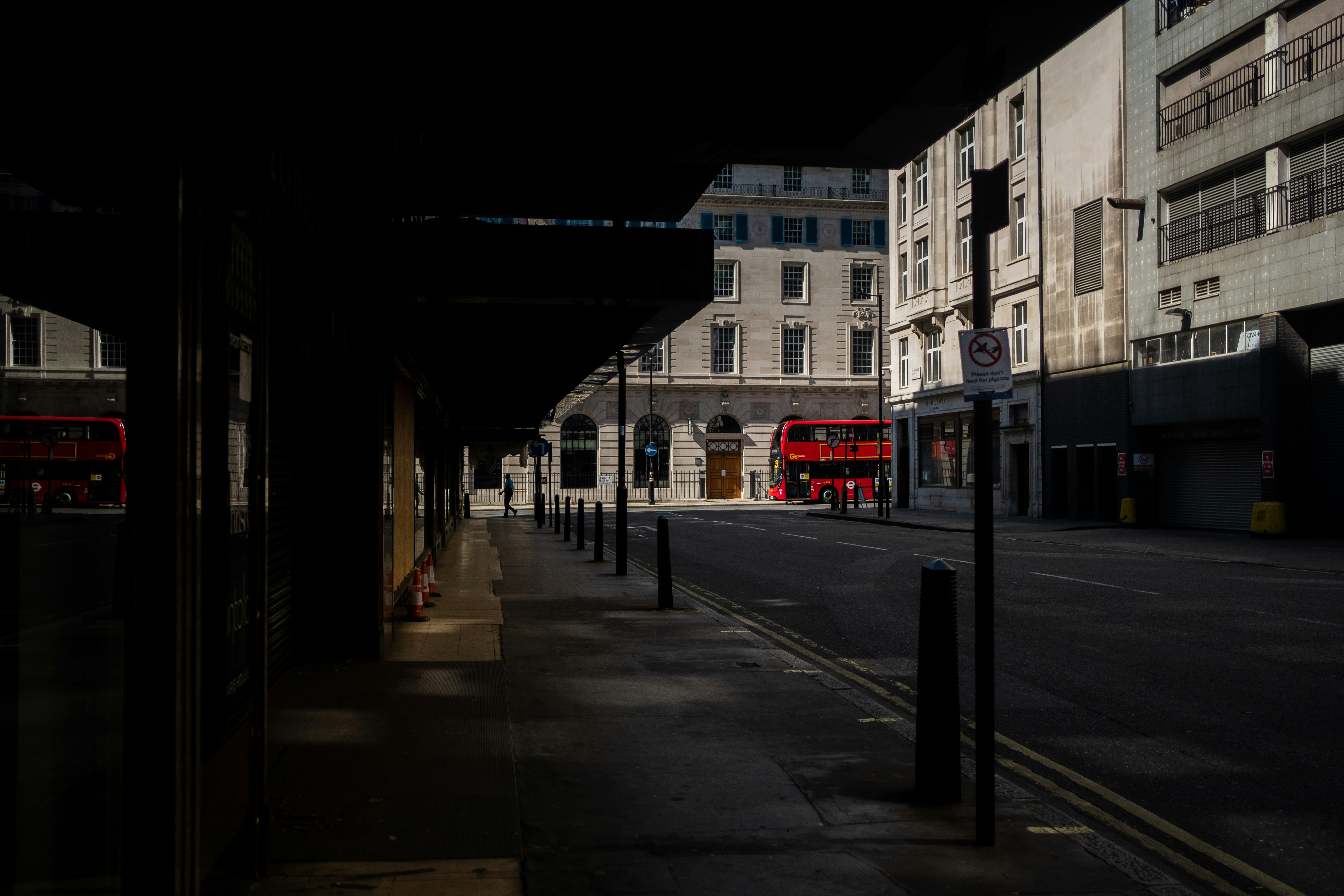 London Empty Street Night