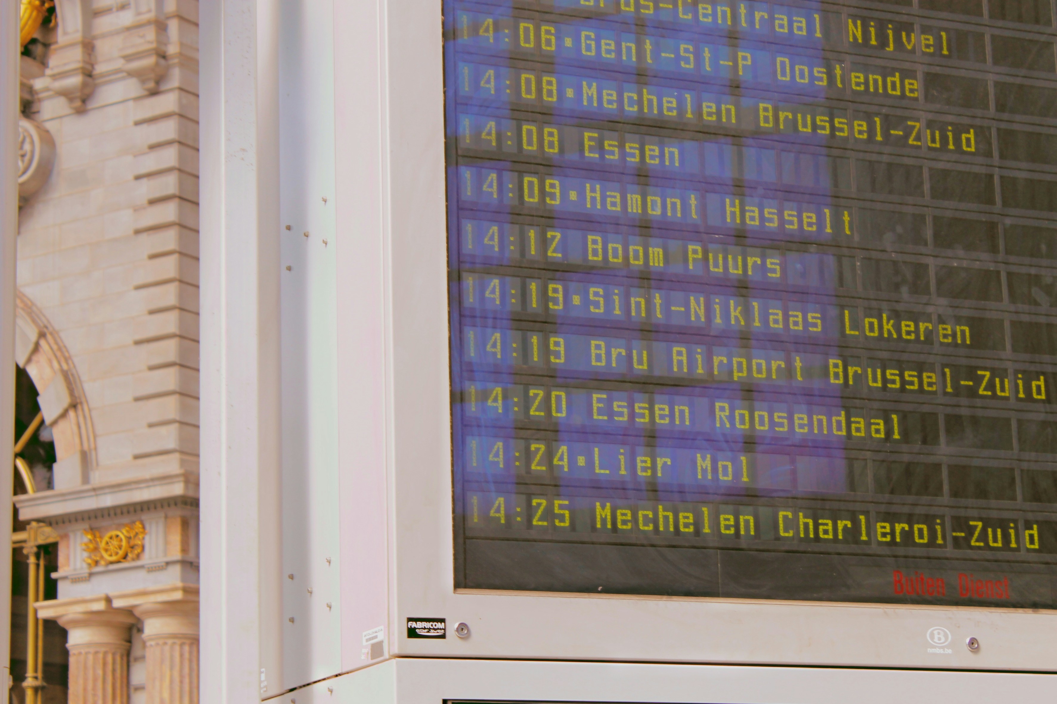 Timetable Tapestry: A Glimpse into Transit