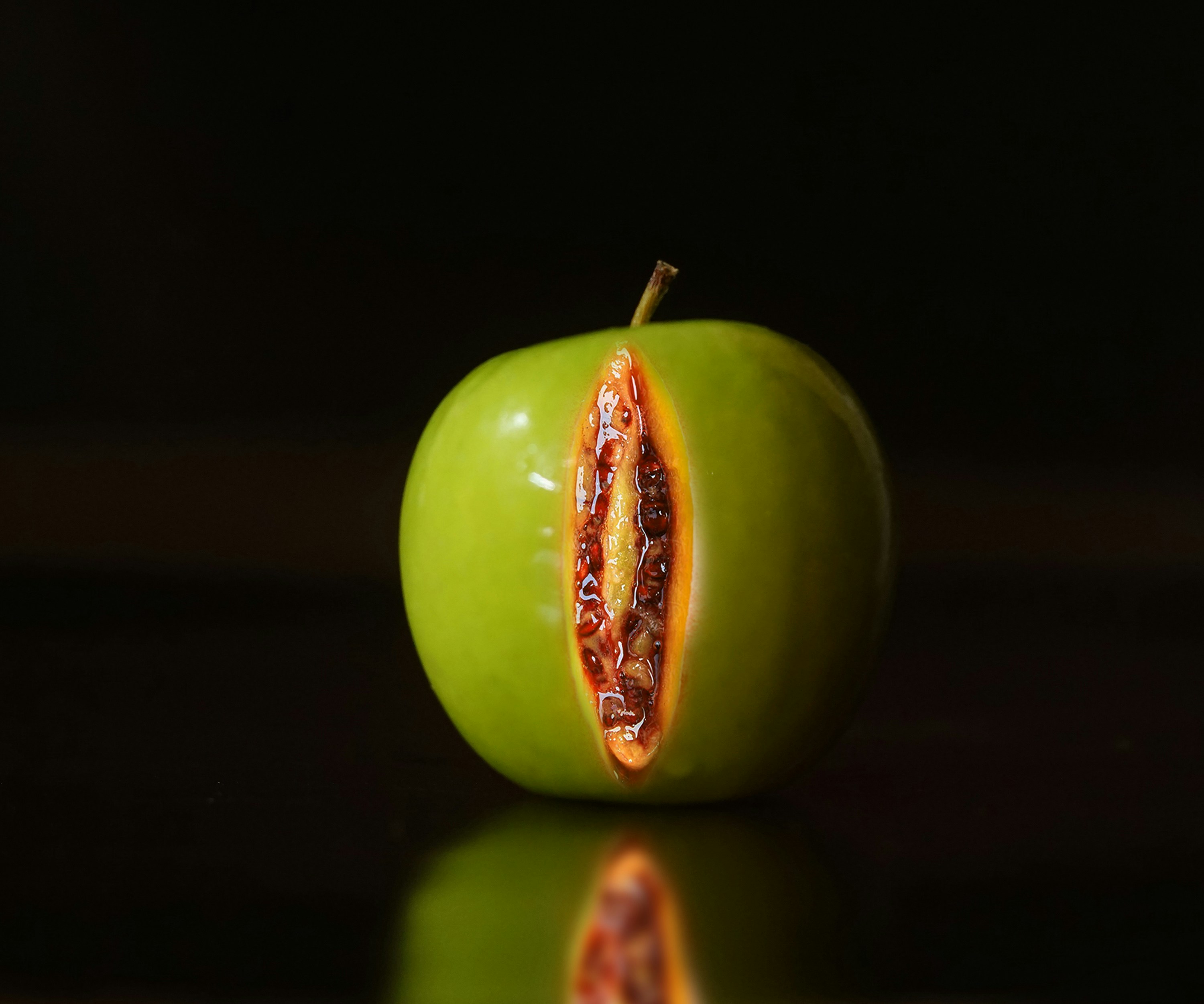 Sliced Apple Pictures | Download Free Images on Unsplash
