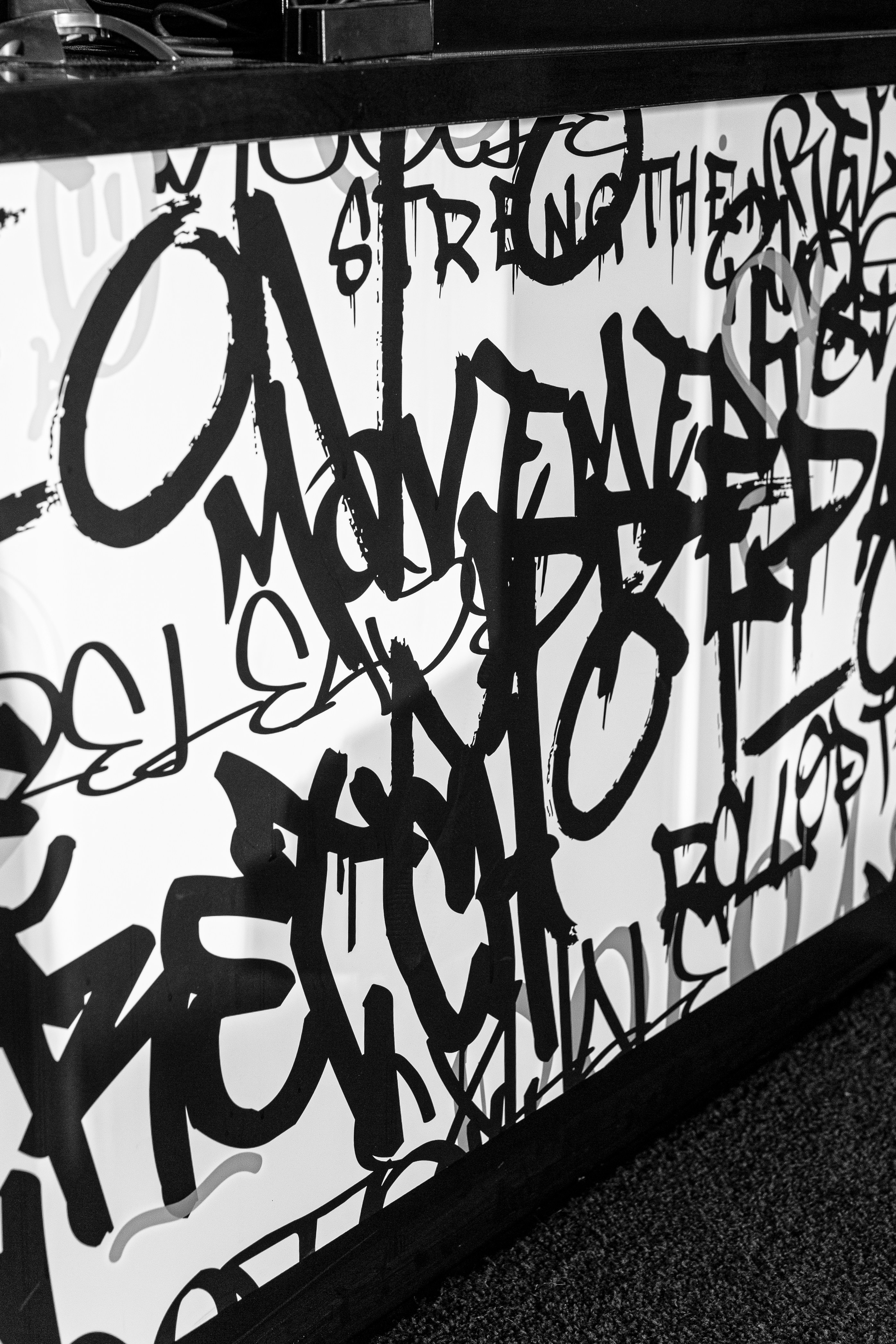 Black and white wall graffiti photo – Free White Image on Unsplash