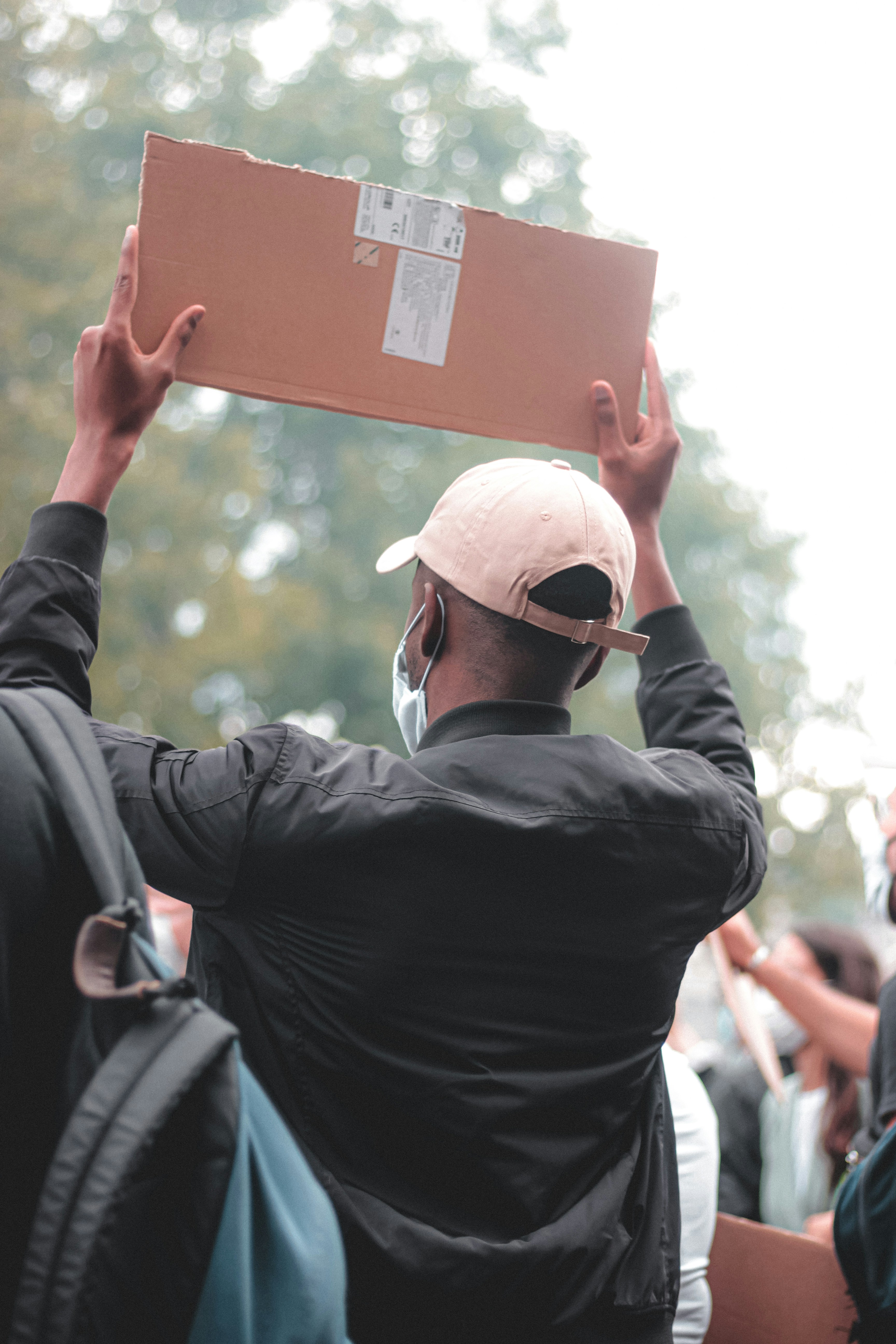 Raise and Reveal: A Crowned Moment of Protest